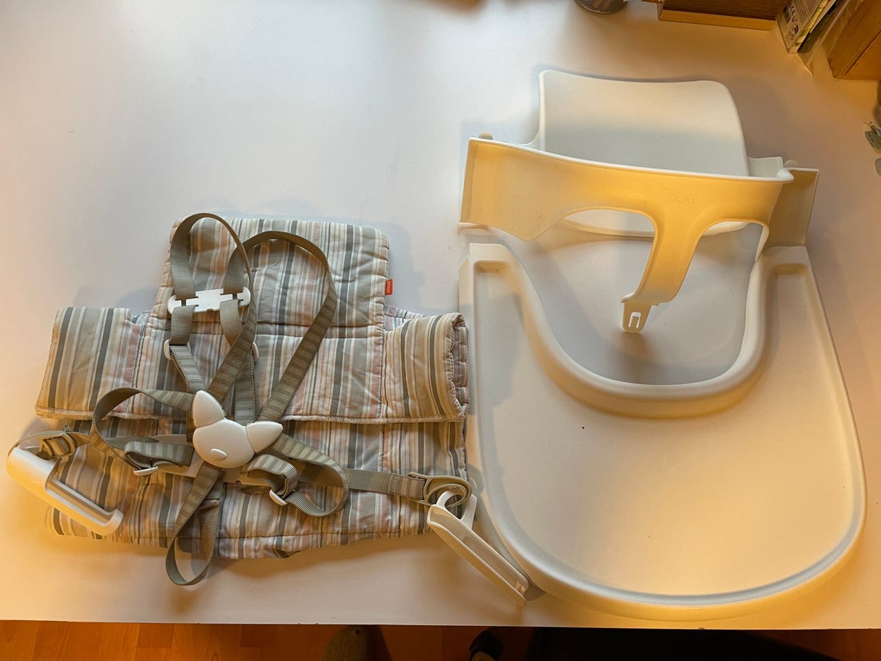 [RESERVERT] Baby set med pute og sele til Tripp trapp | FINN-torget