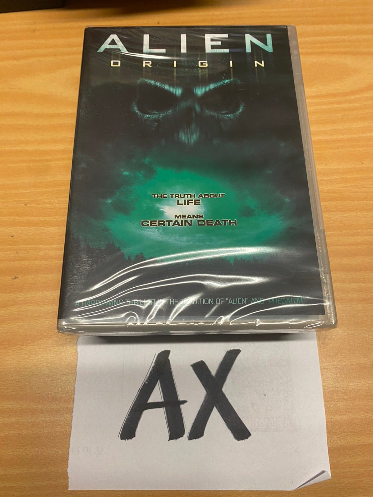 Alien origin | FINN-torget