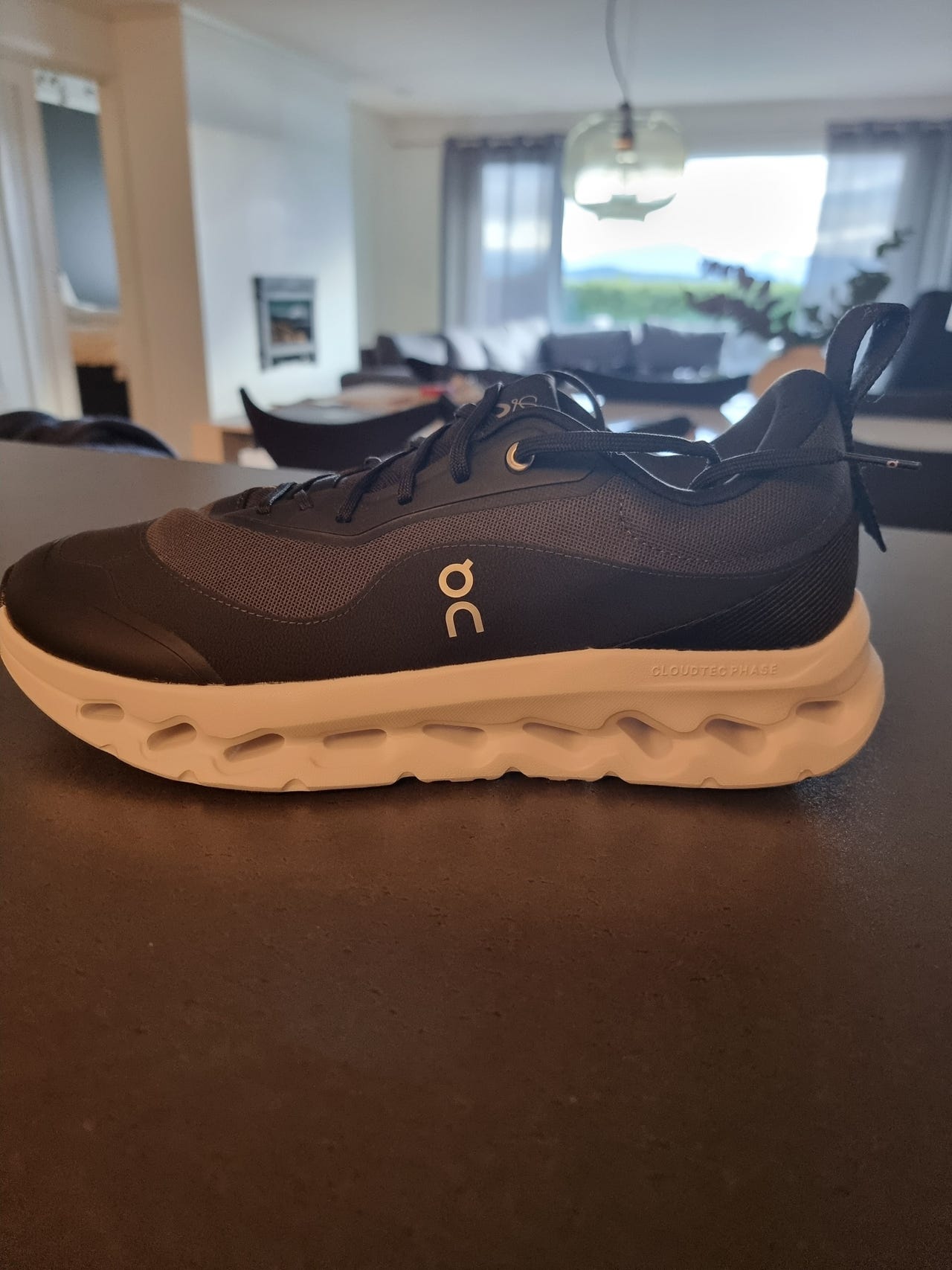 Loewe x QC | FINN-torget