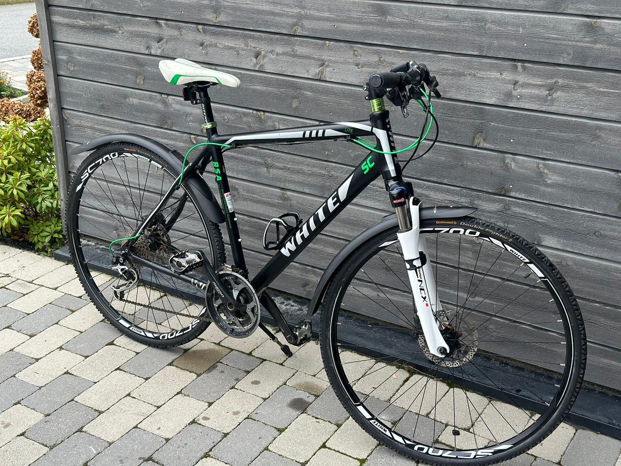 White SC Lite 85A | FINN-torget