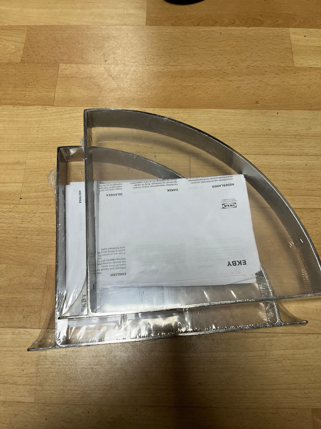 Ekby hylleoppheng | FINN-torget