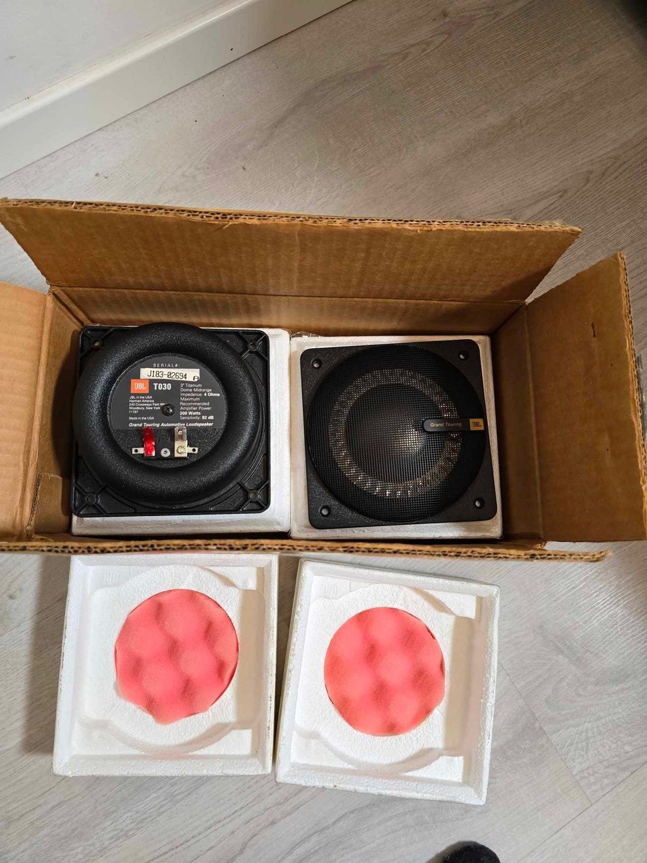 JBL T030 Grand Touring | FINN-torget