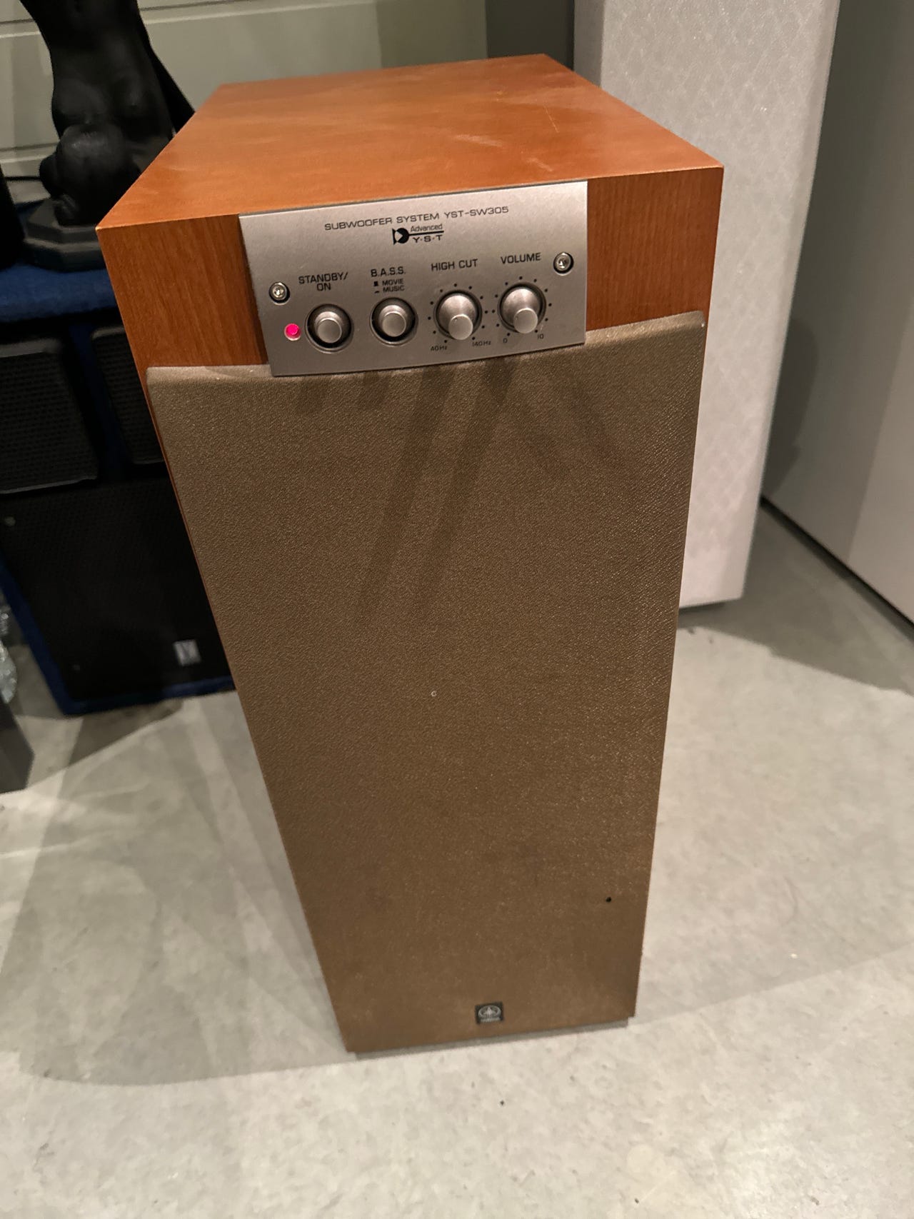 Yamaha aktiv subwoofer YST-SW305 | FINN torget