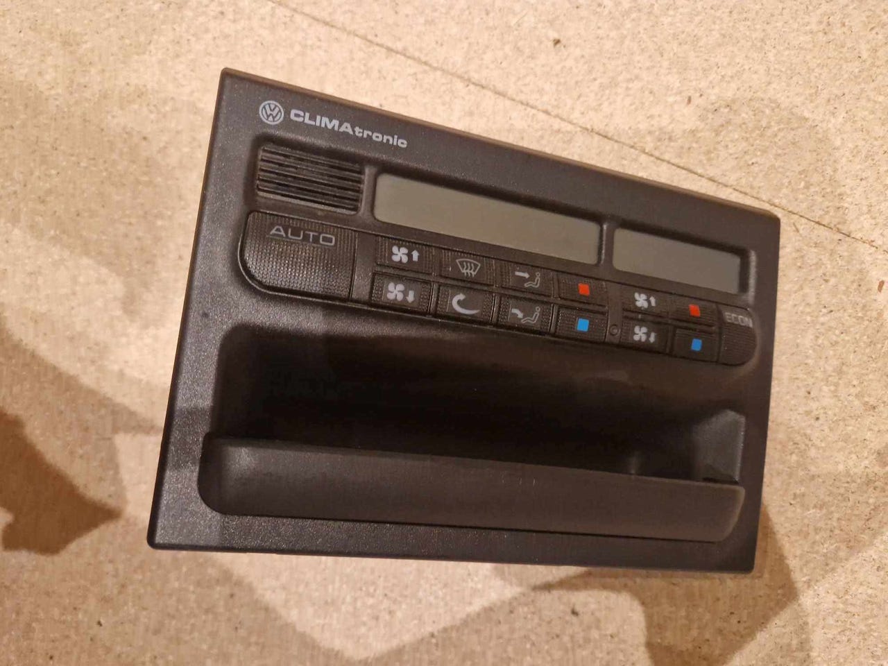 VW T4 Transporter / Caravelle Climatronic AC Styreenhet ...