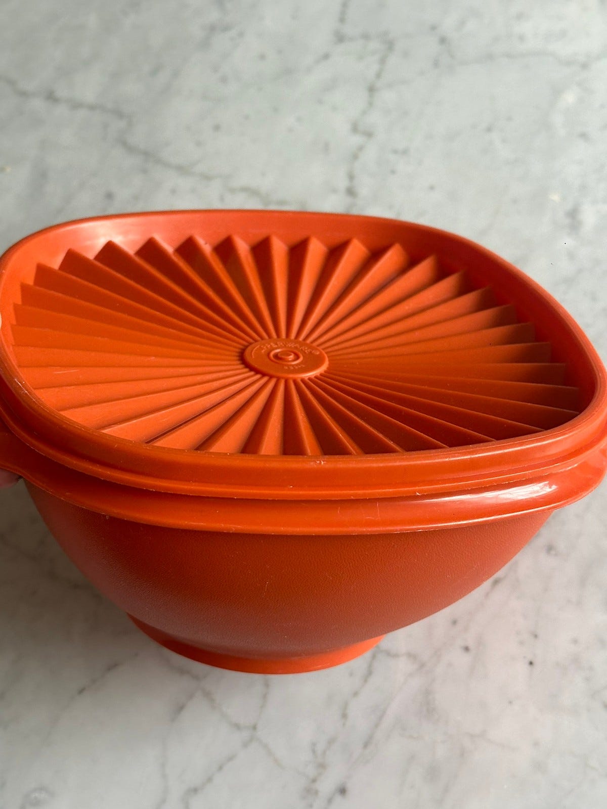 🧡Vintage- Tupperware boks fra 1970 | FINN-torget