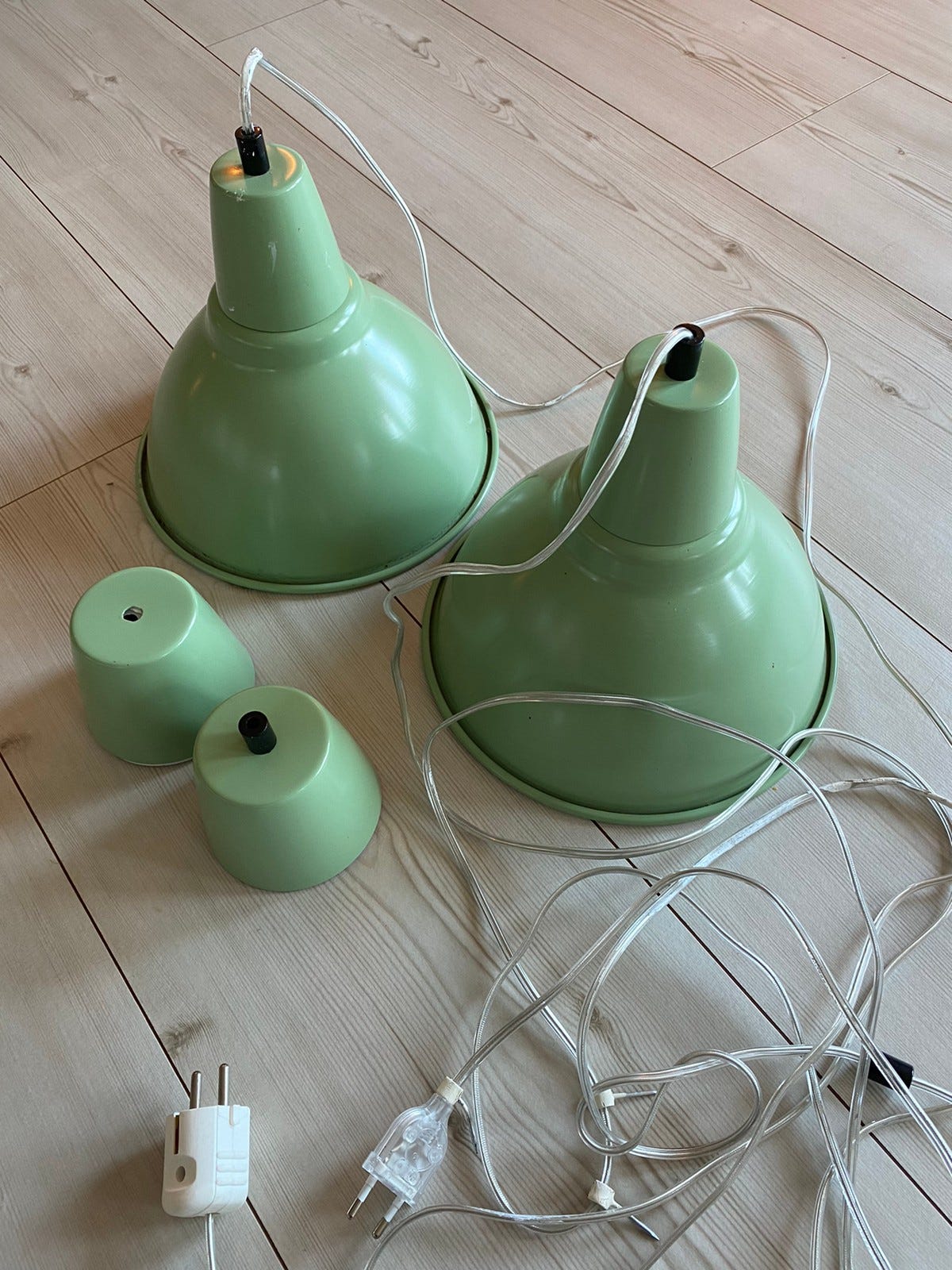 2 grønne taklamper | FINN-torget