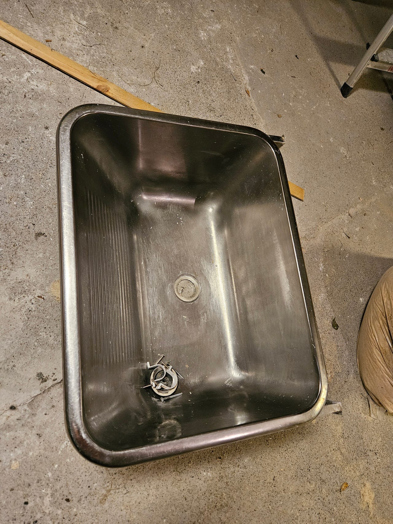 Rustfri vask, B=65 cm. | FINN-torget