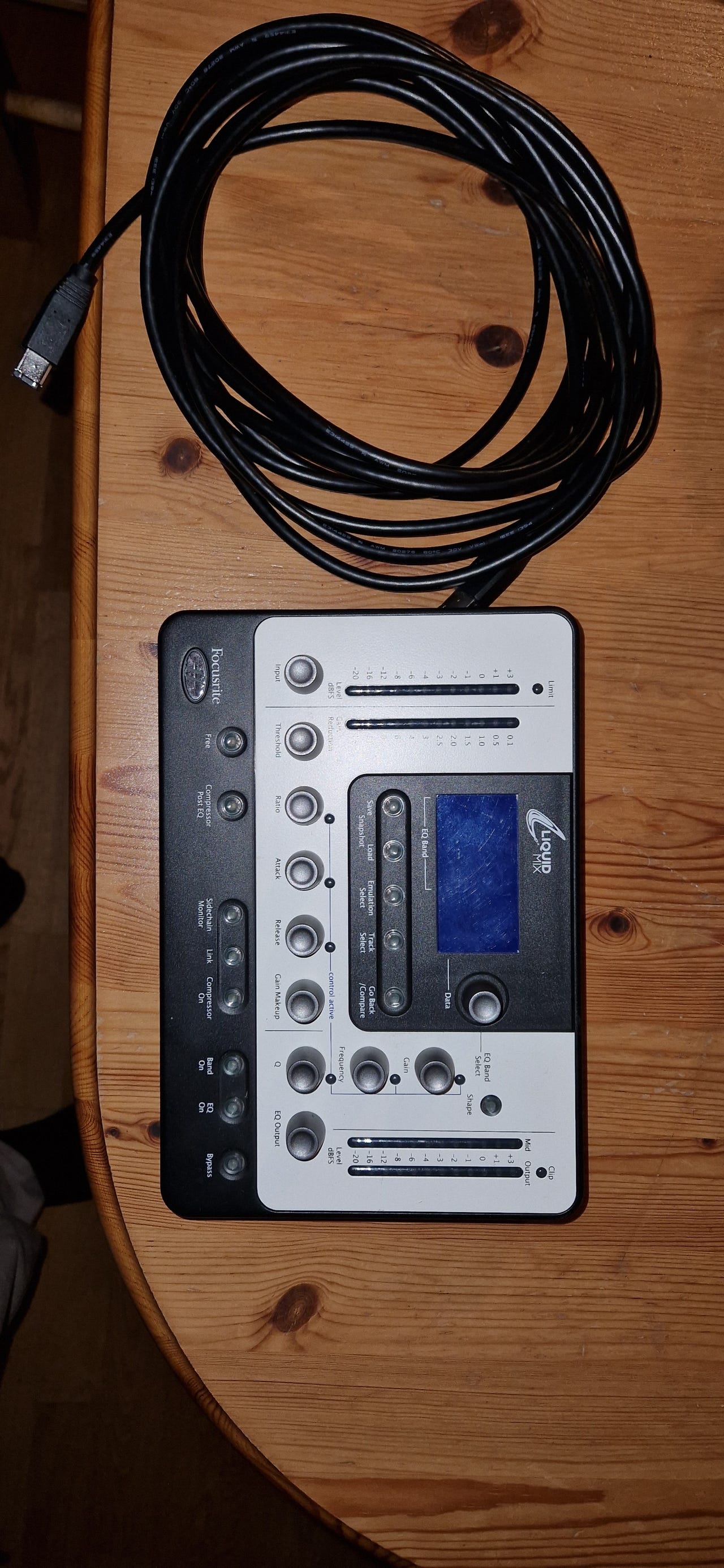 Focusrite Liquid Mix | FINN-torget