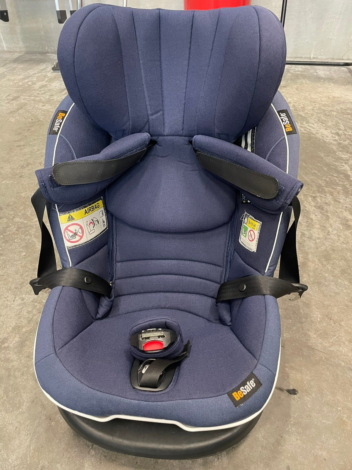 Besafe iZi moduler i-size bilstol med isofix | FINN torget