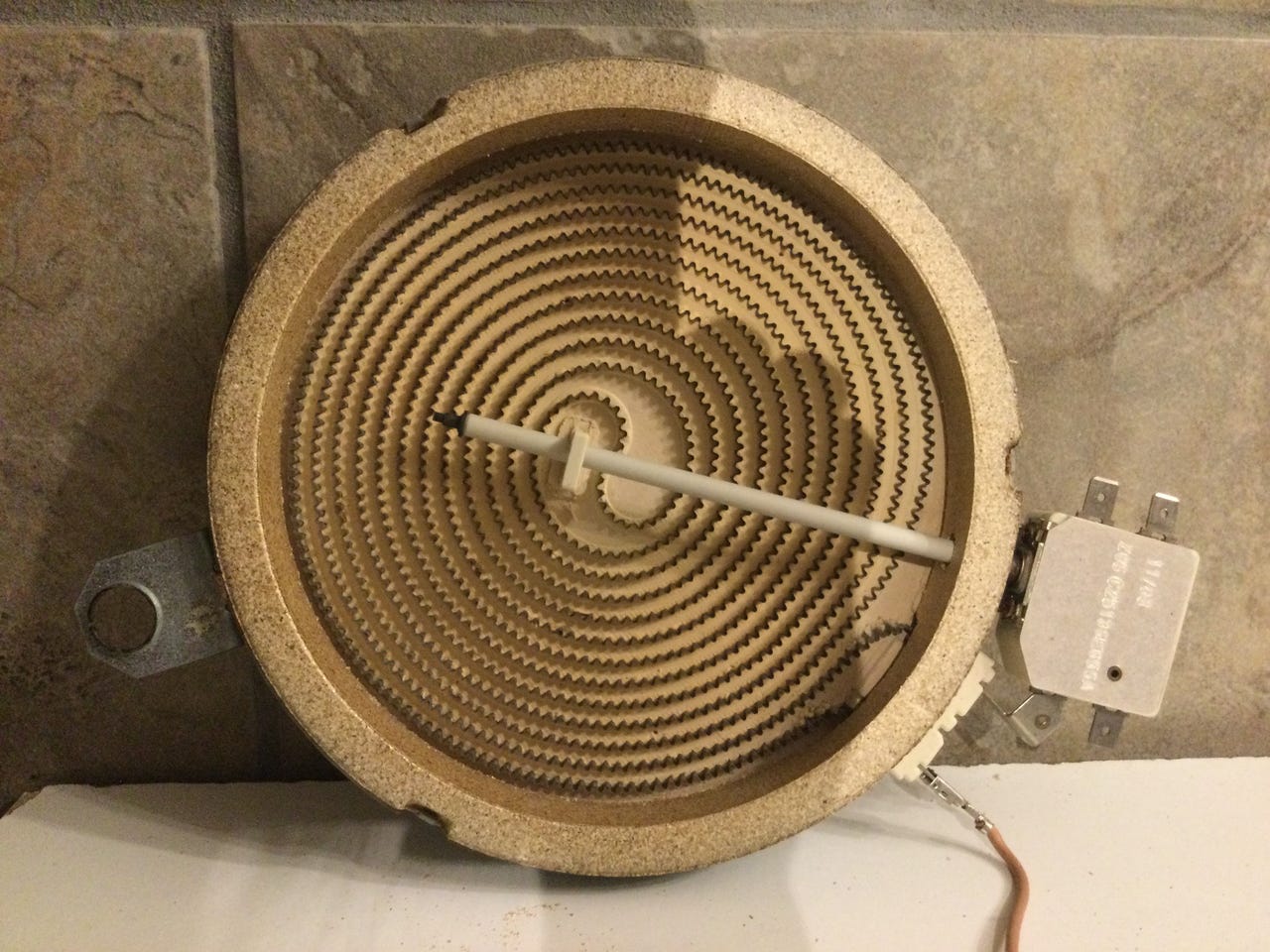 AEG 1200 WATT Elektrisk kokeplate/ Kokesone selges. | FINN-torget