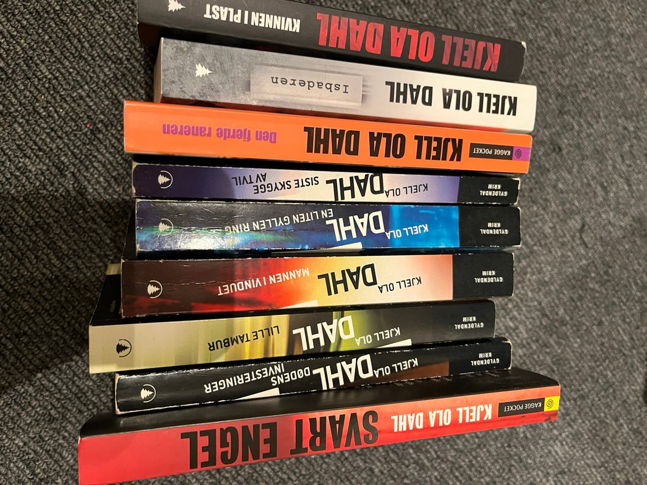 9 bøker av Kjell Ola Dahl | FINN-torget