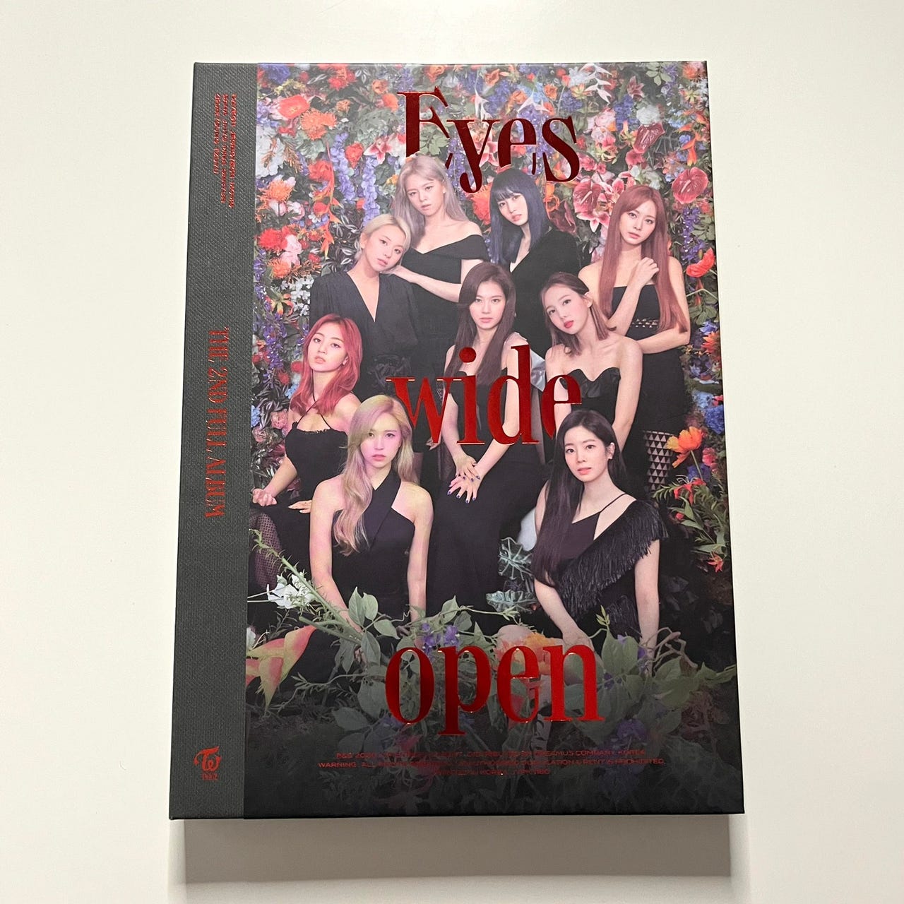 TWICE eyes wide open kpop album | FINN-torget