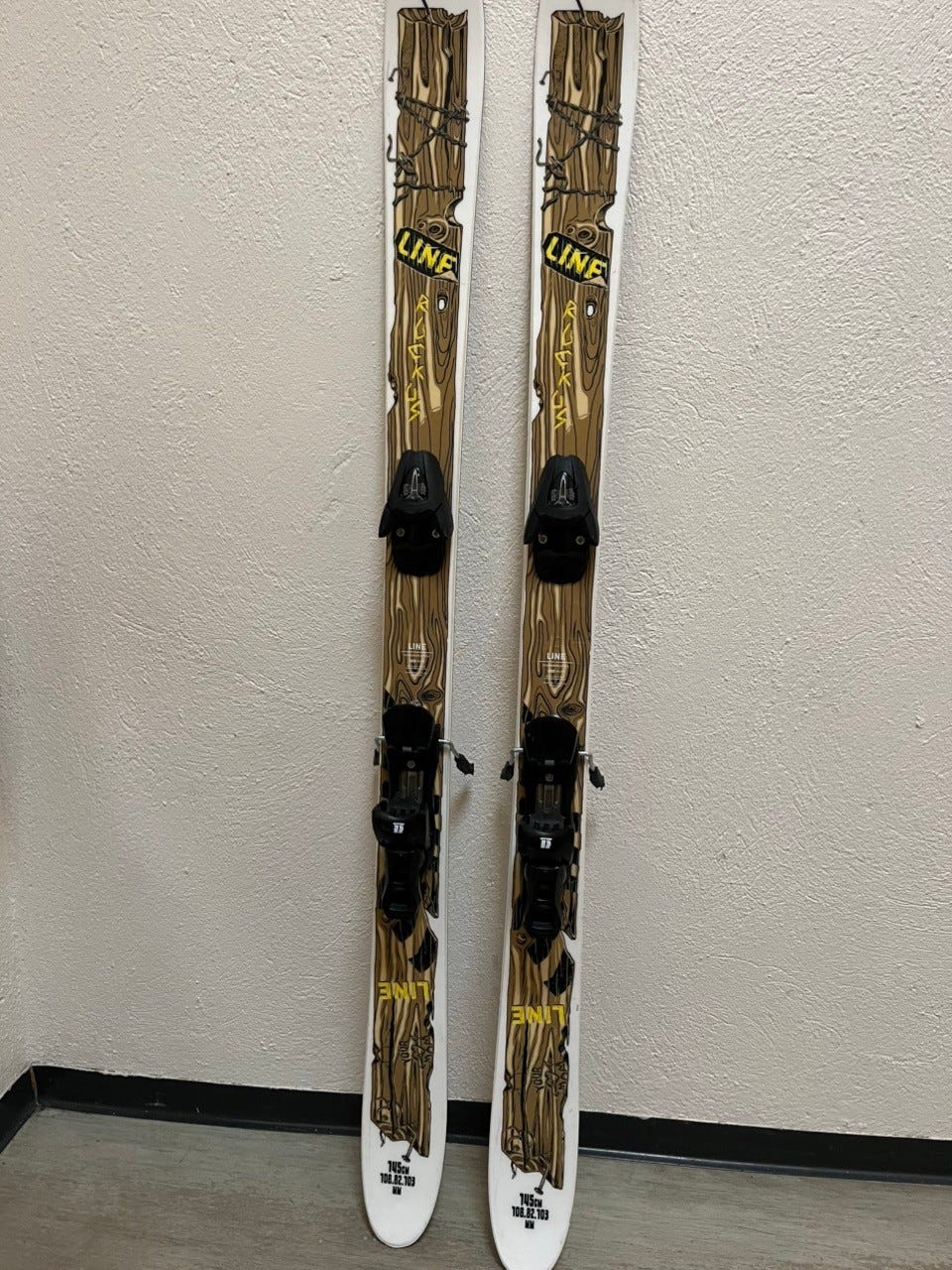 Line Ruckus Twintip ski 145 cm m/ Armada binding | FINN-torget