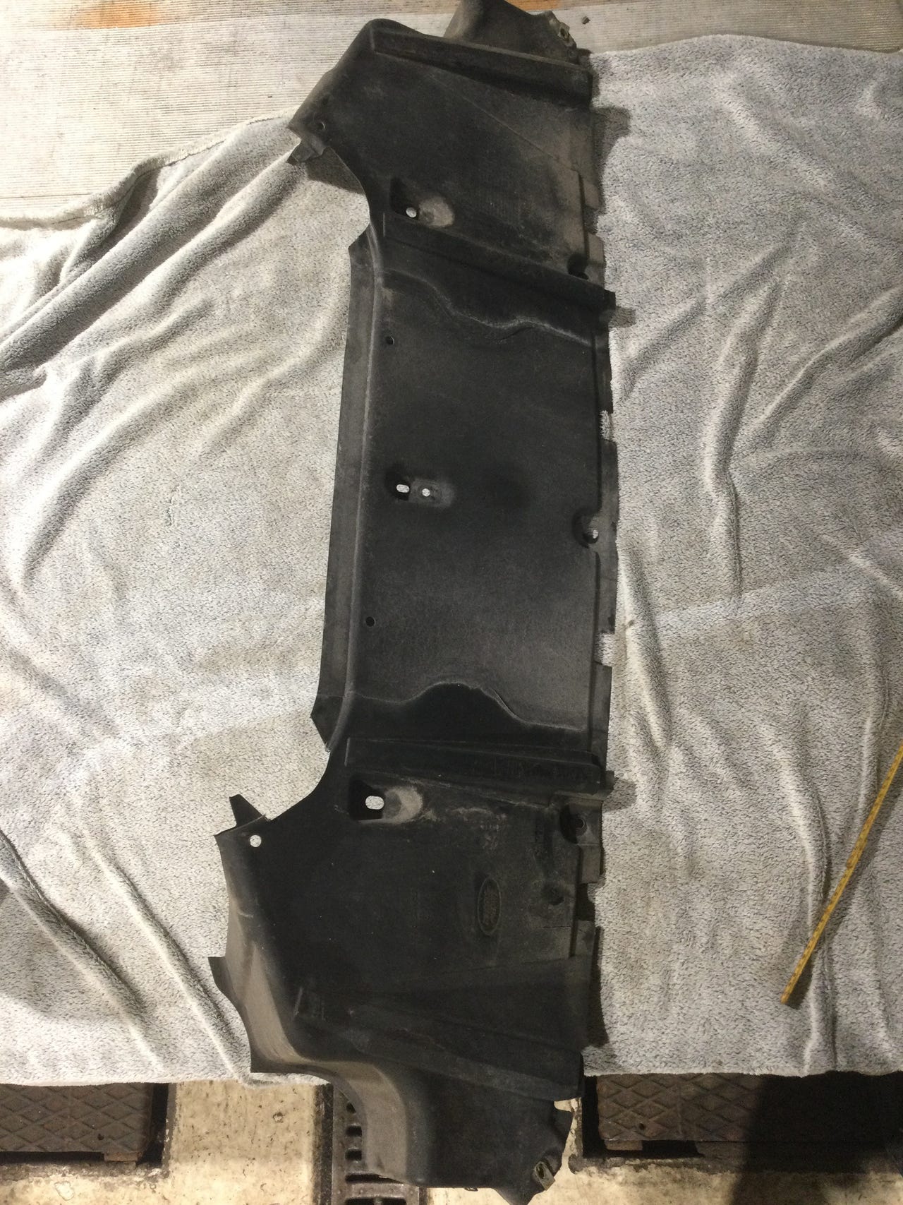 Jaguar ipace bunnplate motor/gir j9d311779ac t4k9071 | FINN-torget