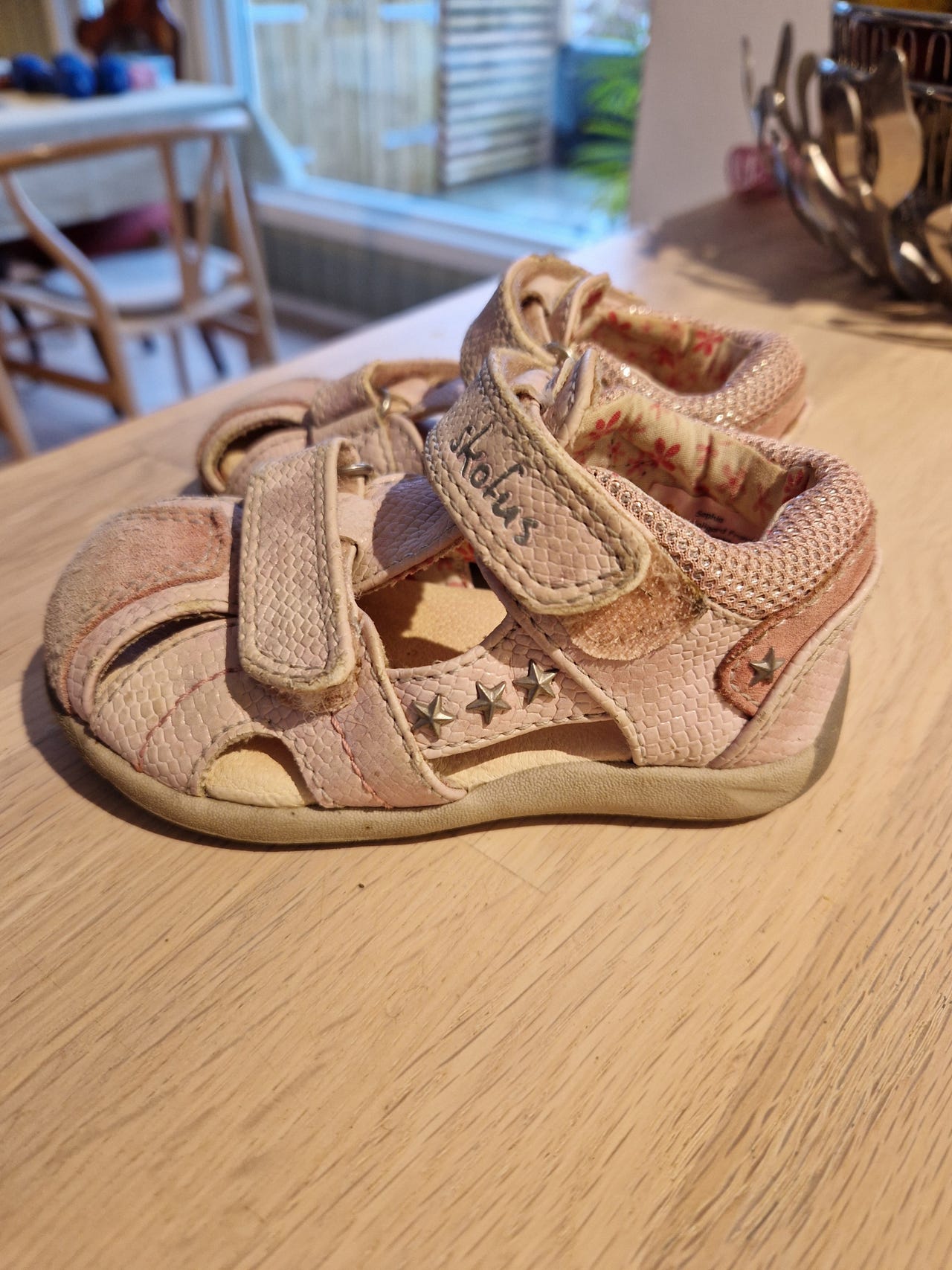 Skofus sandaler lys rosa str 23 | FINN-torget