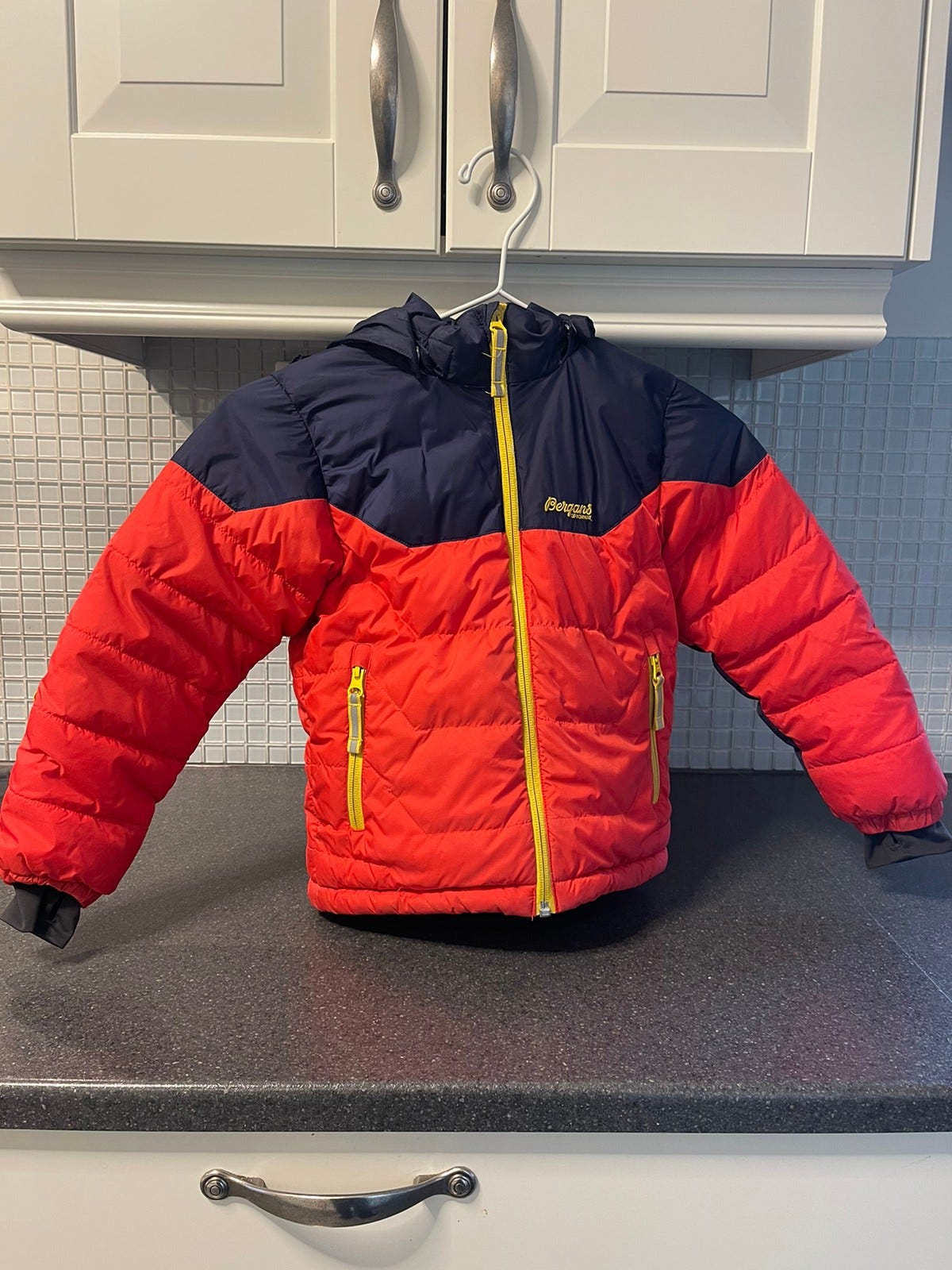 Bergans Ruffen dunjakke | FINN-torget