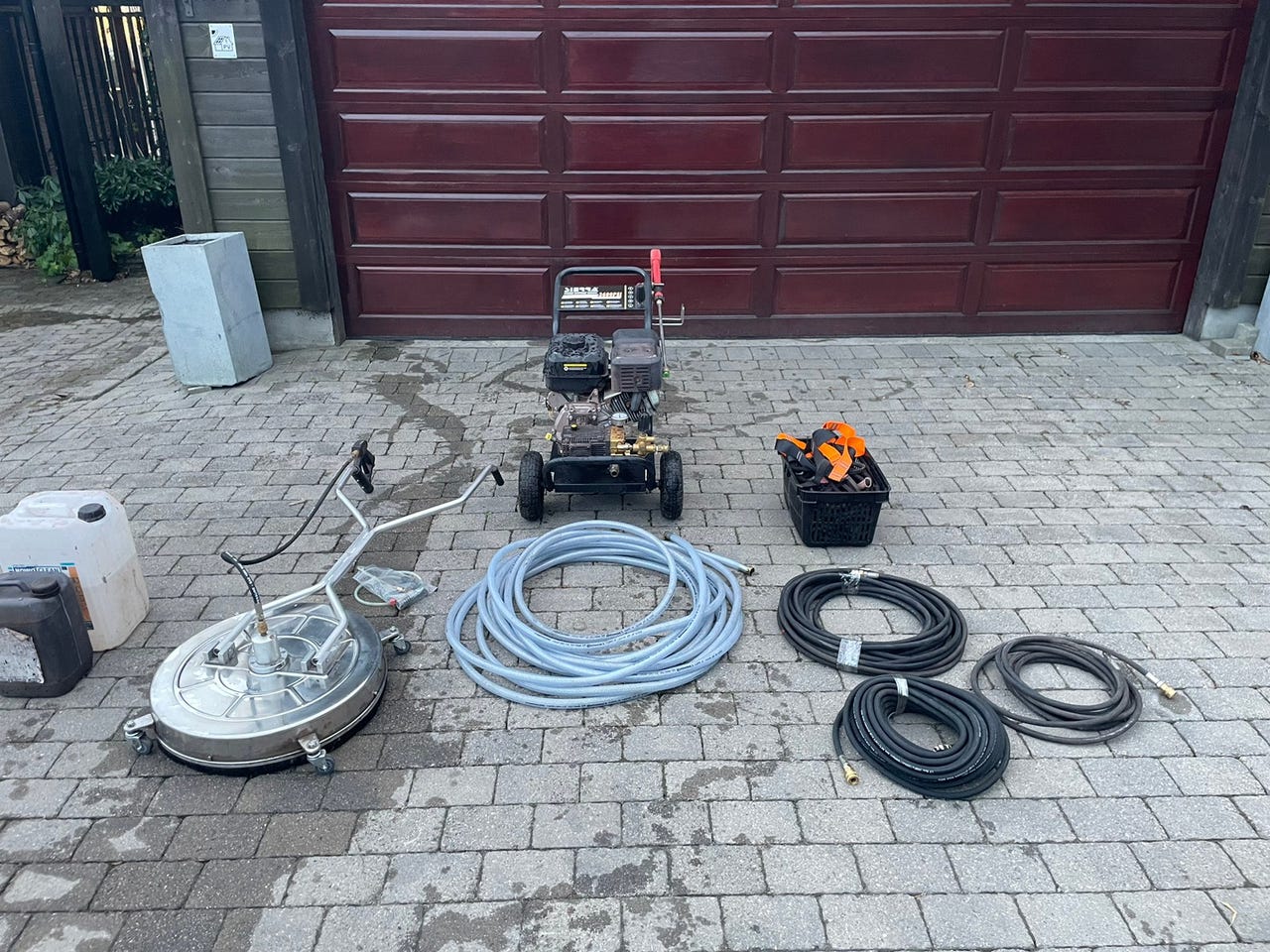 Kraftig høytrykk vasker, overflatevasker med mer! | FINN-torget