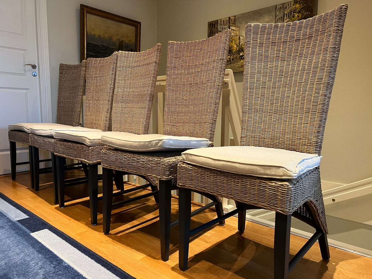 5 kurv spisestoler! | FINN-torget