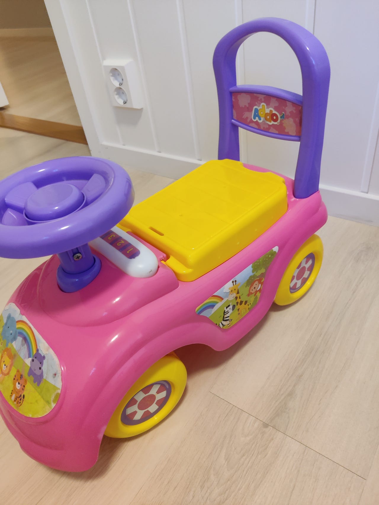 Toy car given away | FINN-torget