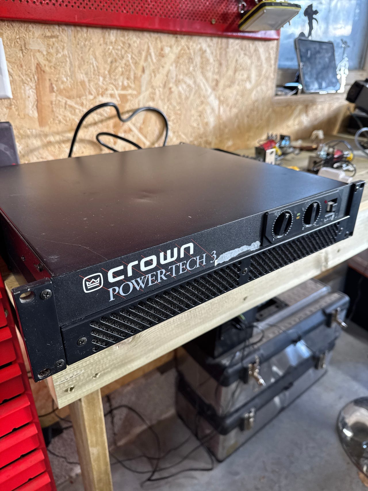 Crown power-tech 3 forsterker | FINN-torget