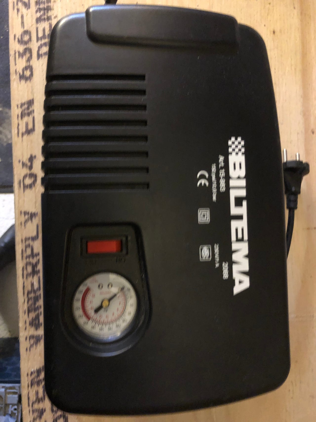 Elektrisk pumpe til bildekk | FINN-torget