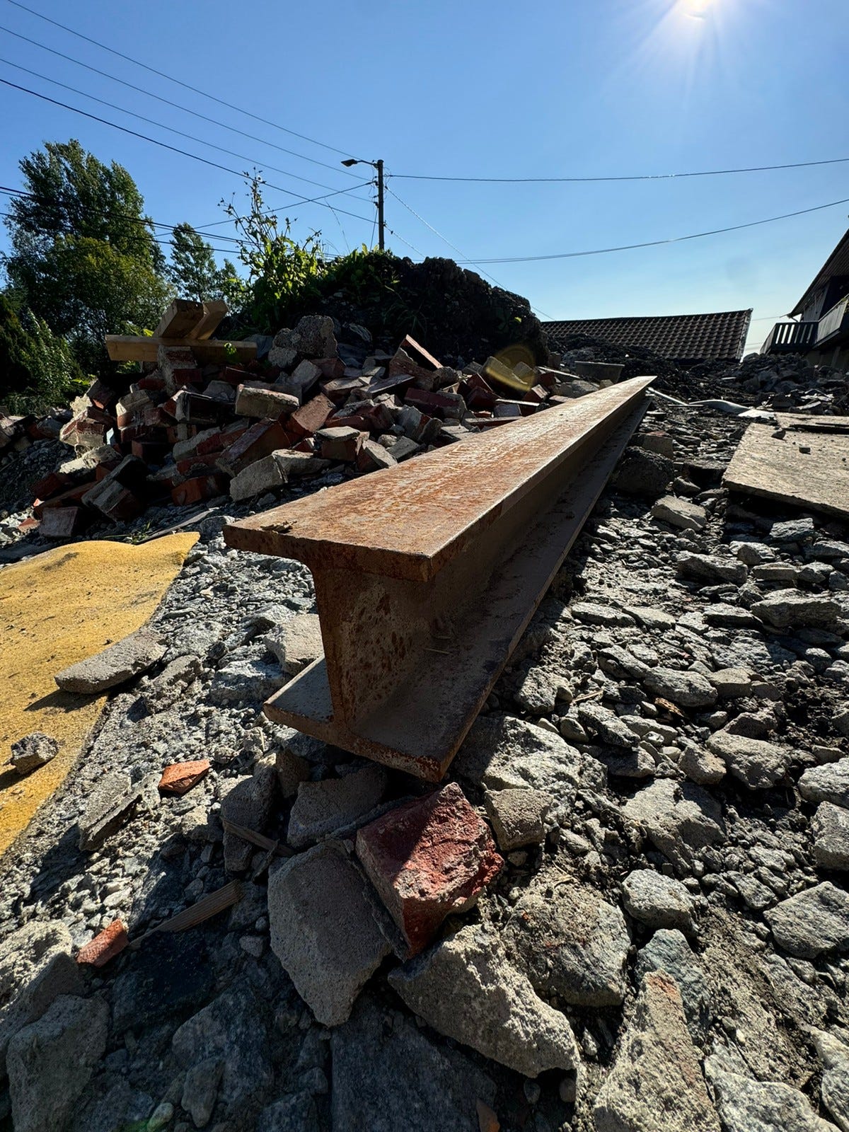 Stålbjelke HEB 140 - Lengde 4065 mm | FINN-torget