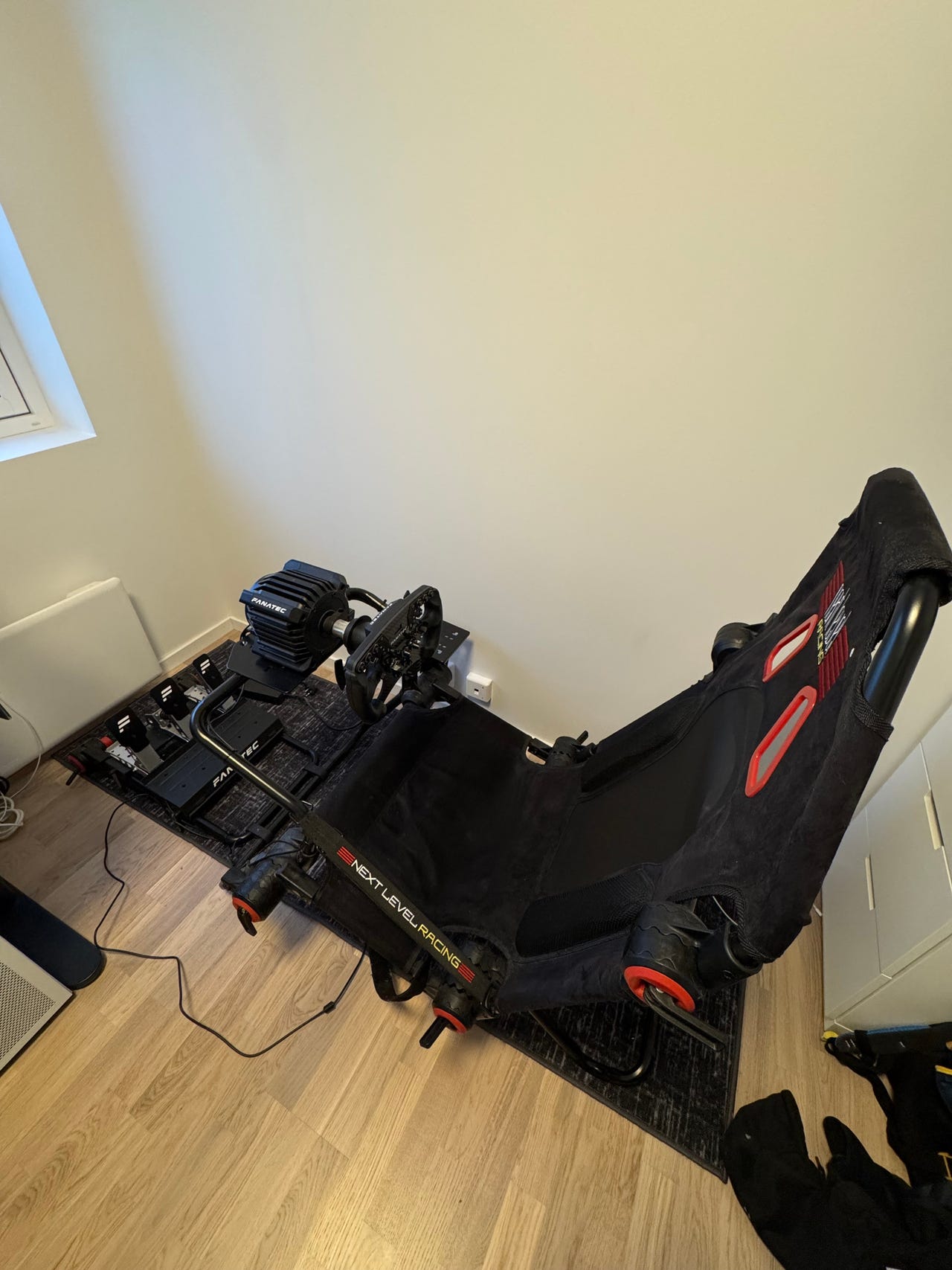 Simracing Rig | FINN-torget