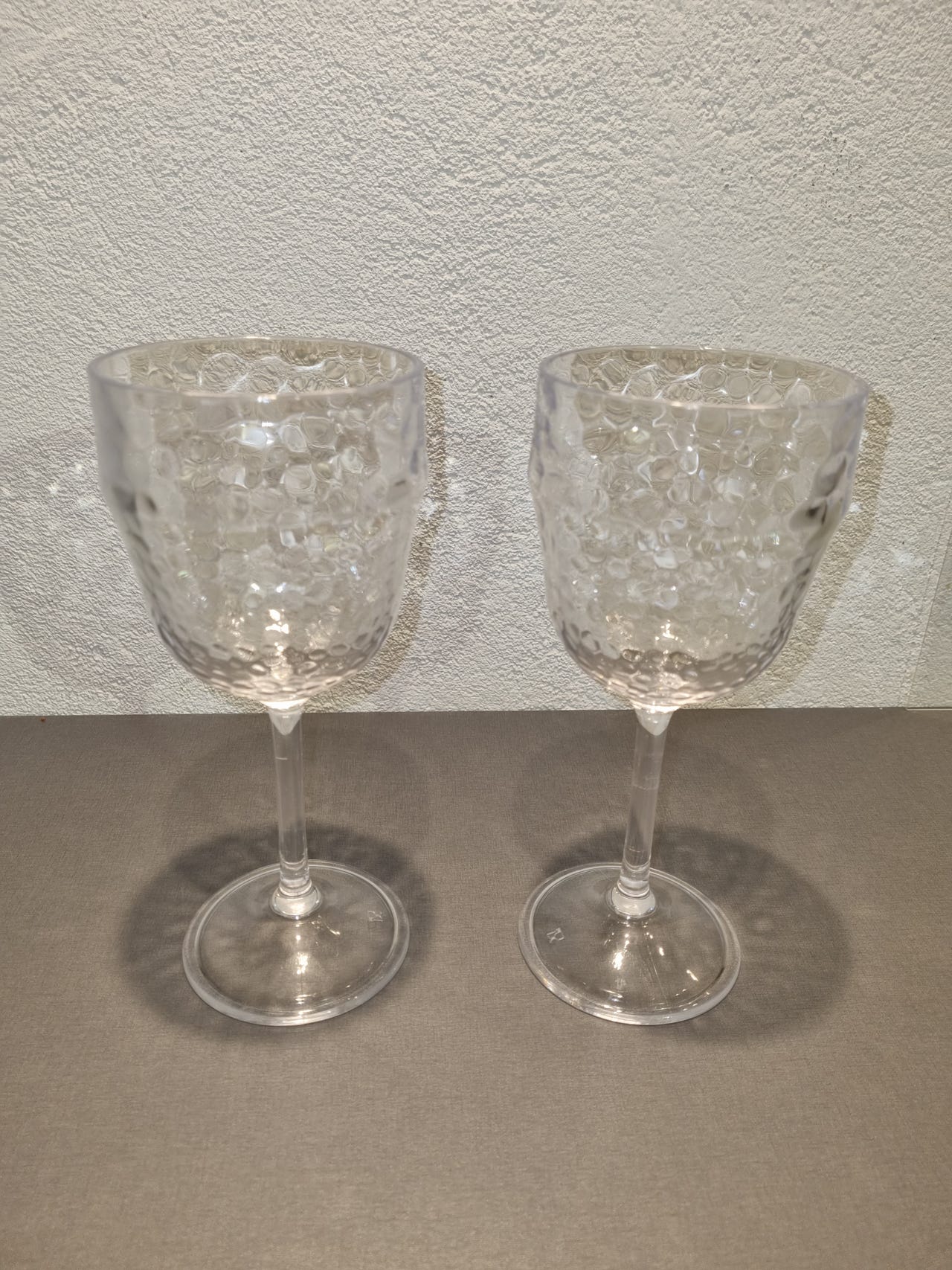 Vinglass i plast | FINN-torget
