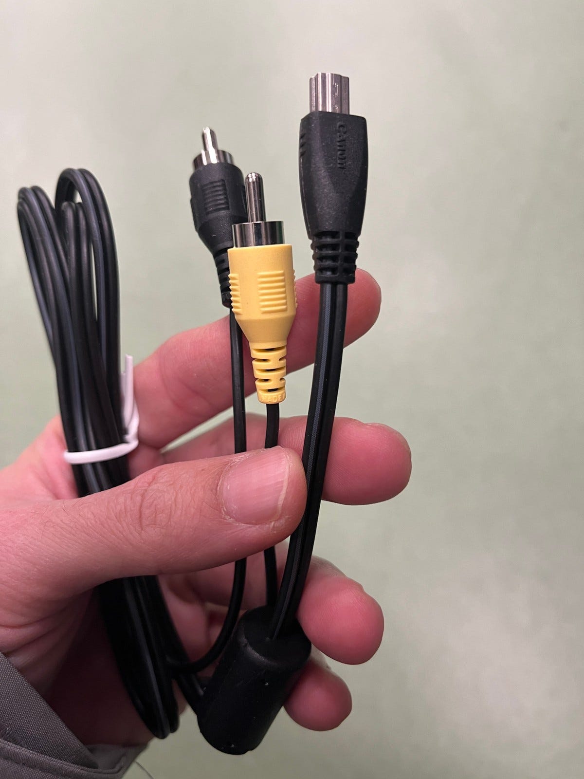 Canon AVC-DC400 AV Cable | FINN-torget