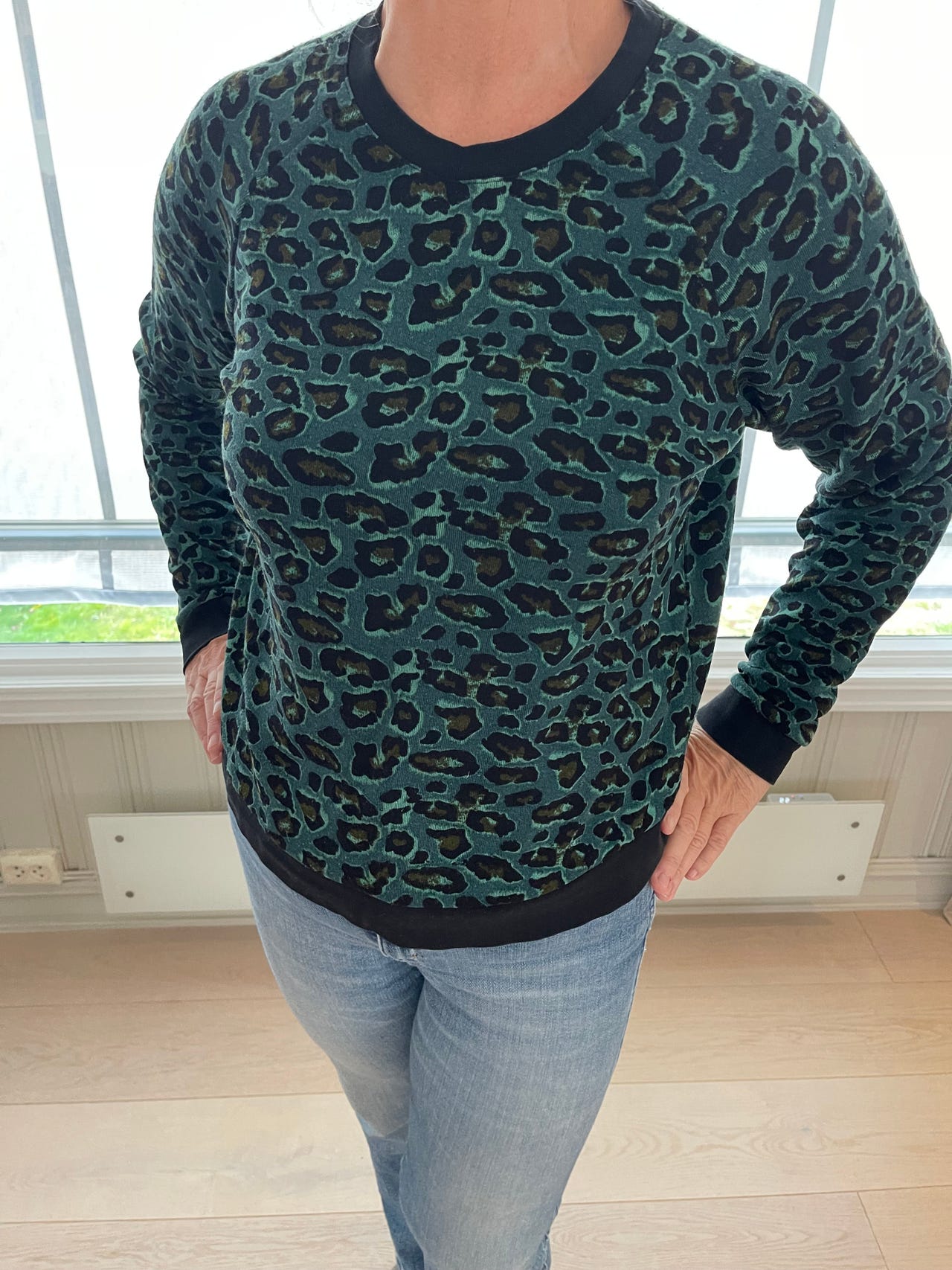 Morsom og trendy genser i Baum und Pferdgarten-design | FINN-torget