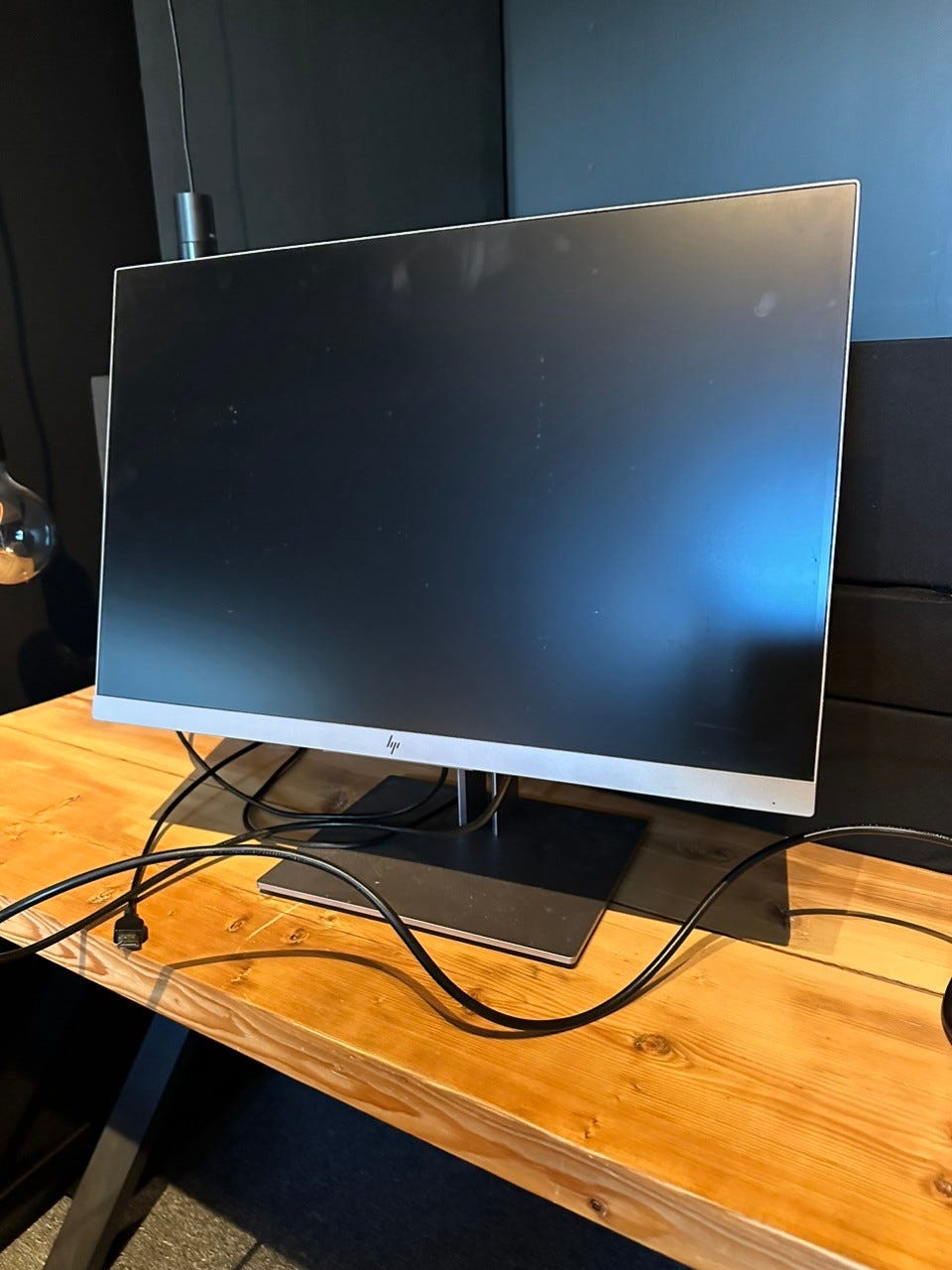 HP E243i | FINN-torget