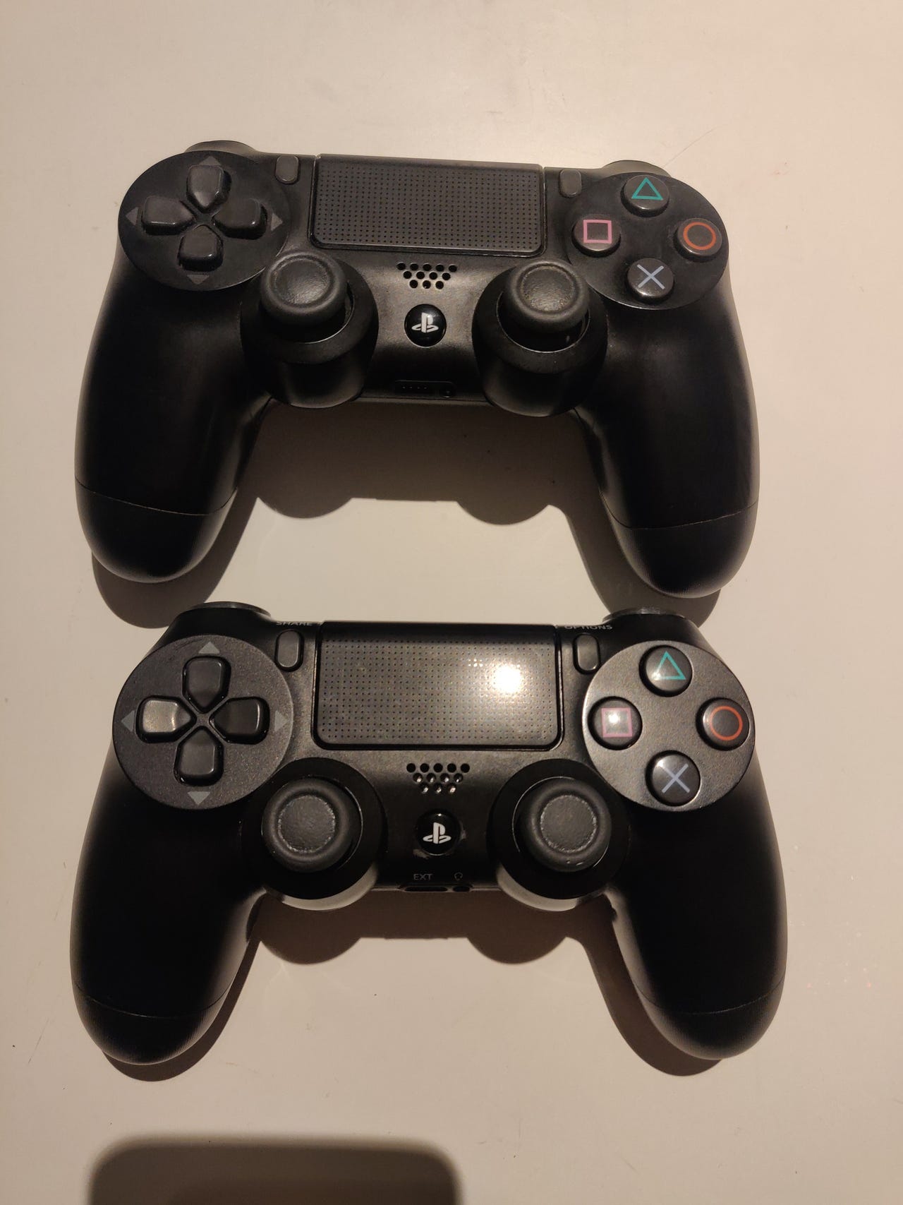 PS4 V2 kontroller | FINN-torget