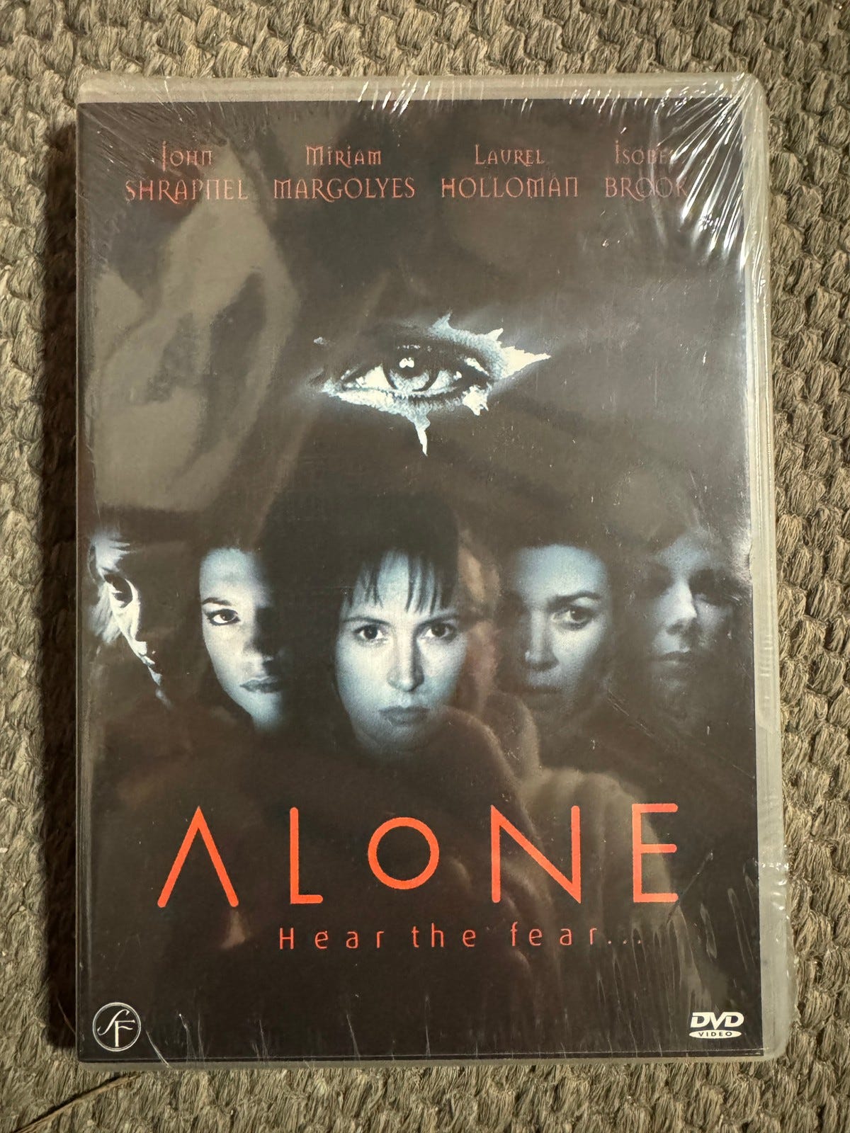 [DVD] Alone - 2001 (norsk tekst) | FINN-torget