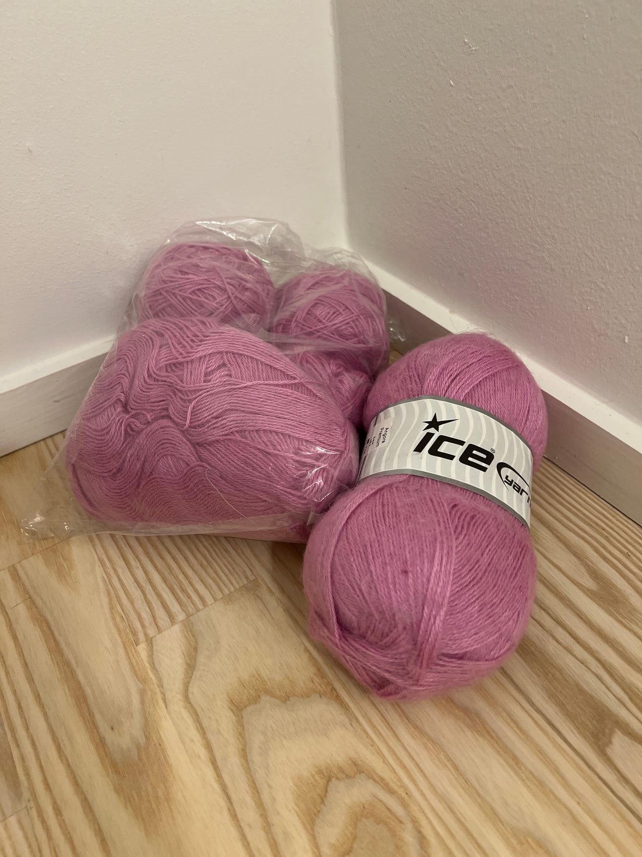 Angora premium fra Ice yarns | FINN-torget