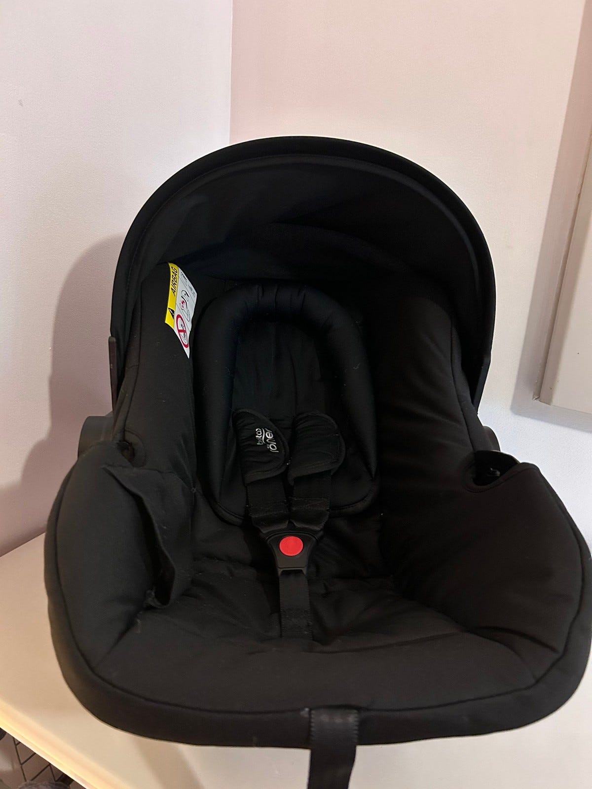 Britax Rømer primo Cosmos Black med Isofix adapter | FINN-torget