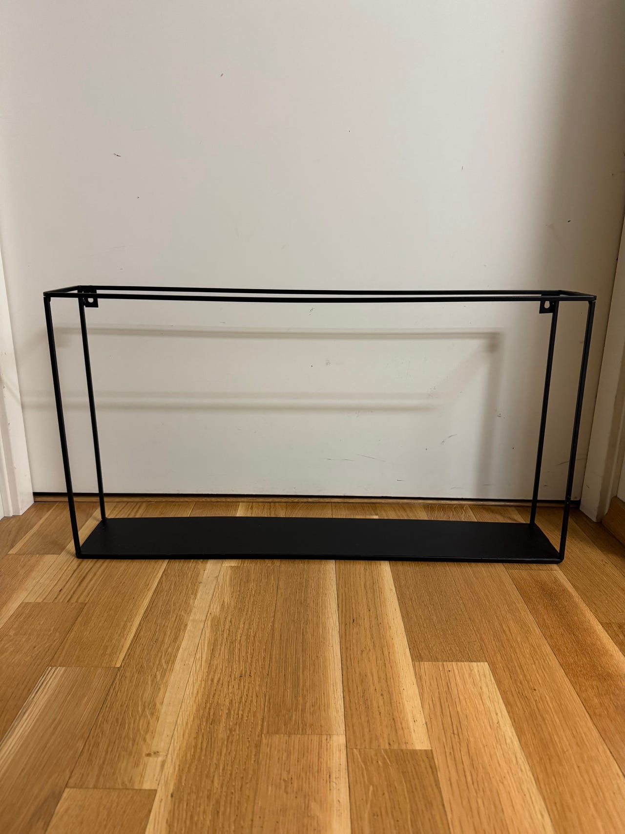 Sort hylle | FINN-torget