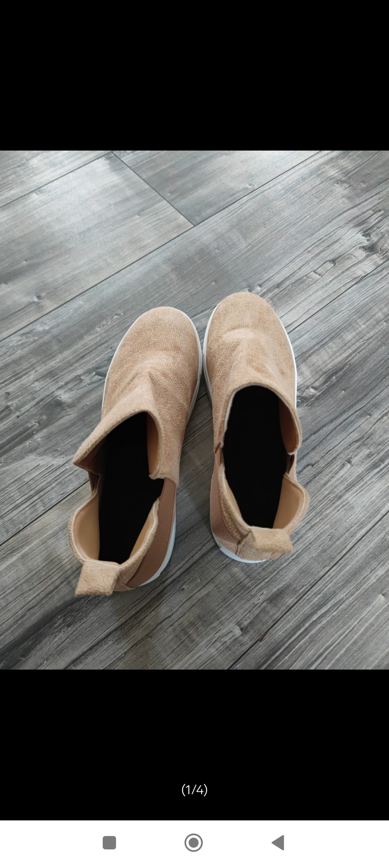 Nye sko/sneakers i "skinnimitasjon" / "semsket skinn" str 41. | FINN-torget