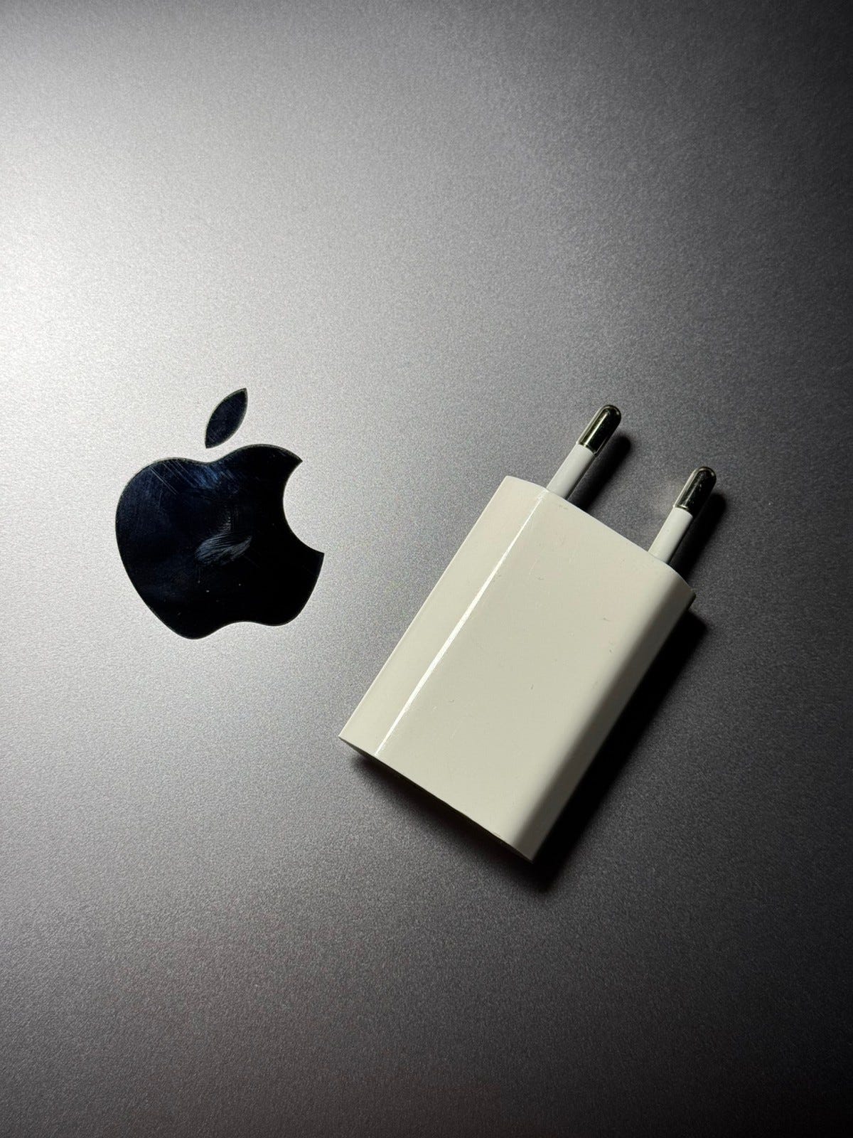 Apple wall charger ladere A1400 1A NY pris 179 | FINN-torget