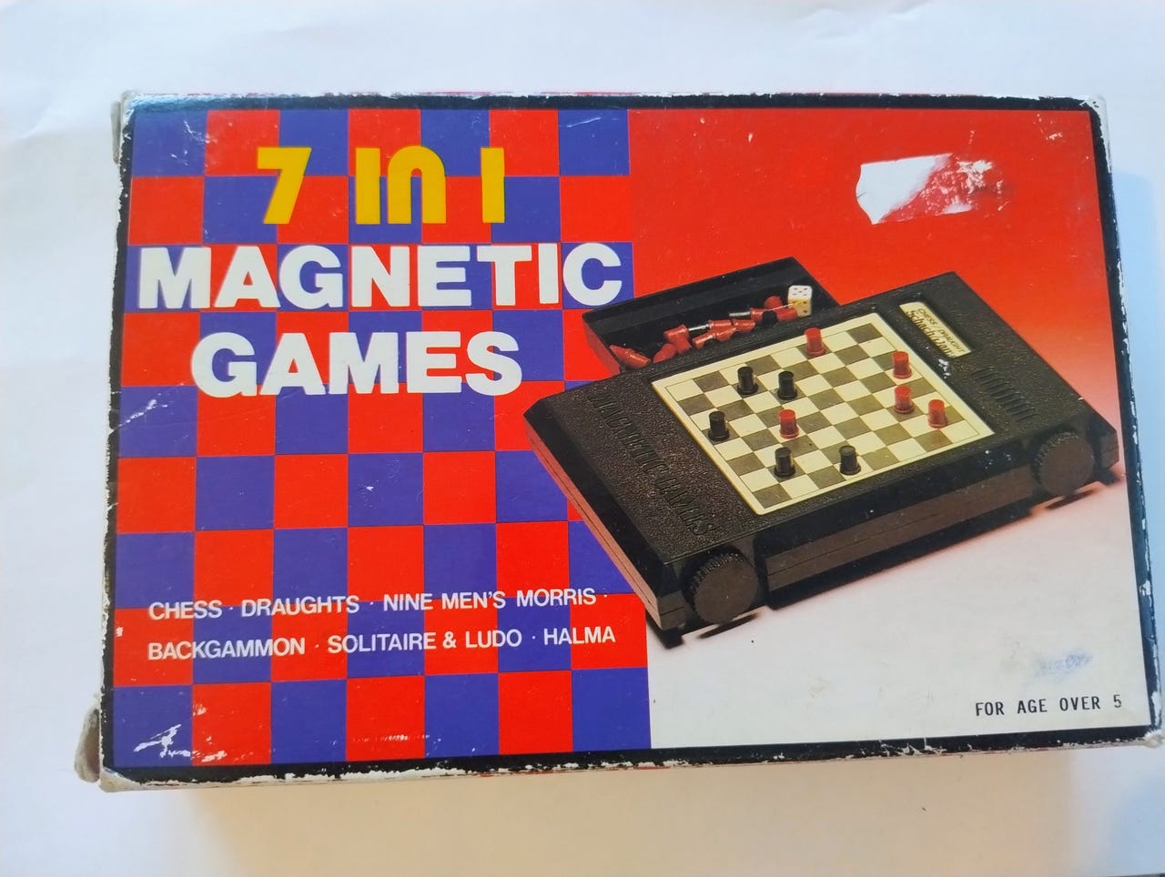 7 IN 1 magnetic spill/game | FINN-torget
