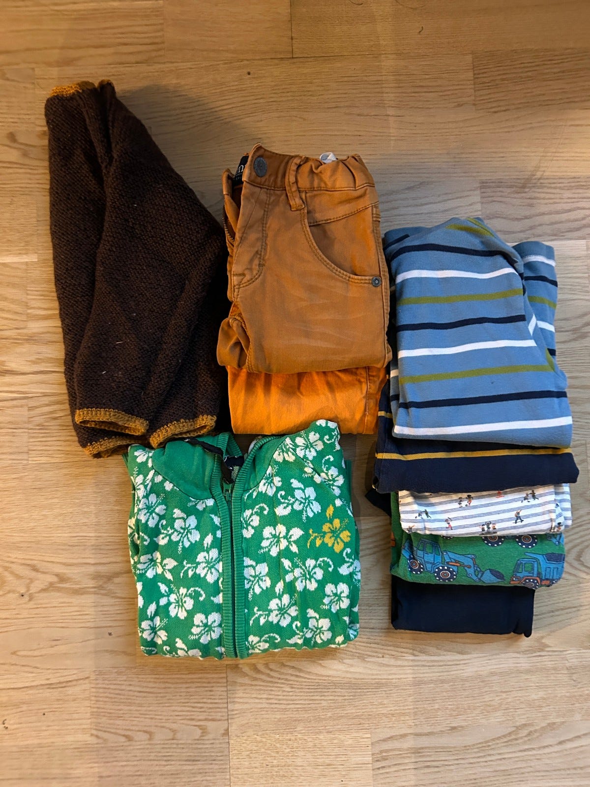 Liten klespakke 110/116 | FINN-torget