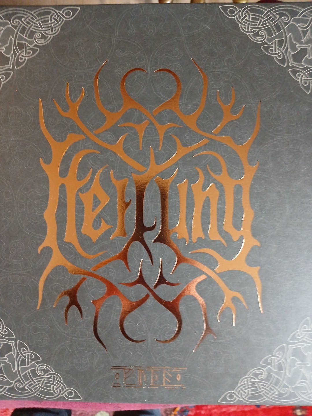 Heilung – ᚠᚢᚦᚨ = Futha - Heilung – ᛟᚠᚾᛁᚱ = Ofnir | FINN-torget