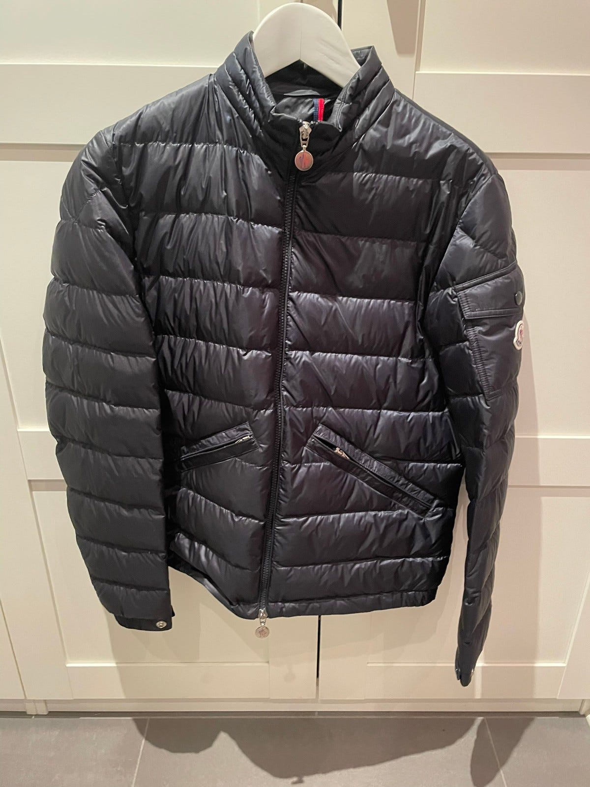 Moncler Agay | FINN-torget