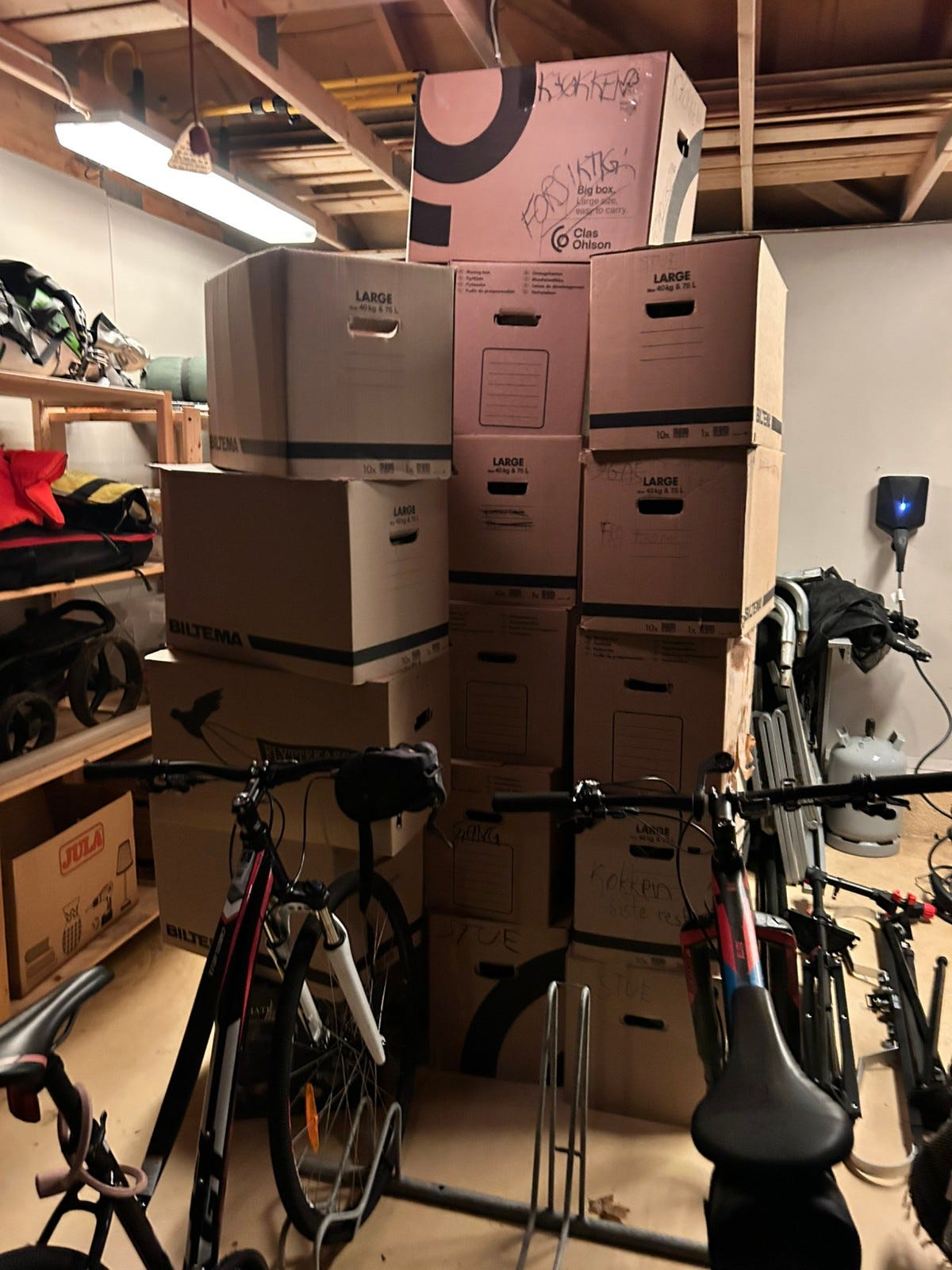 Flytteesker | FINN-torget