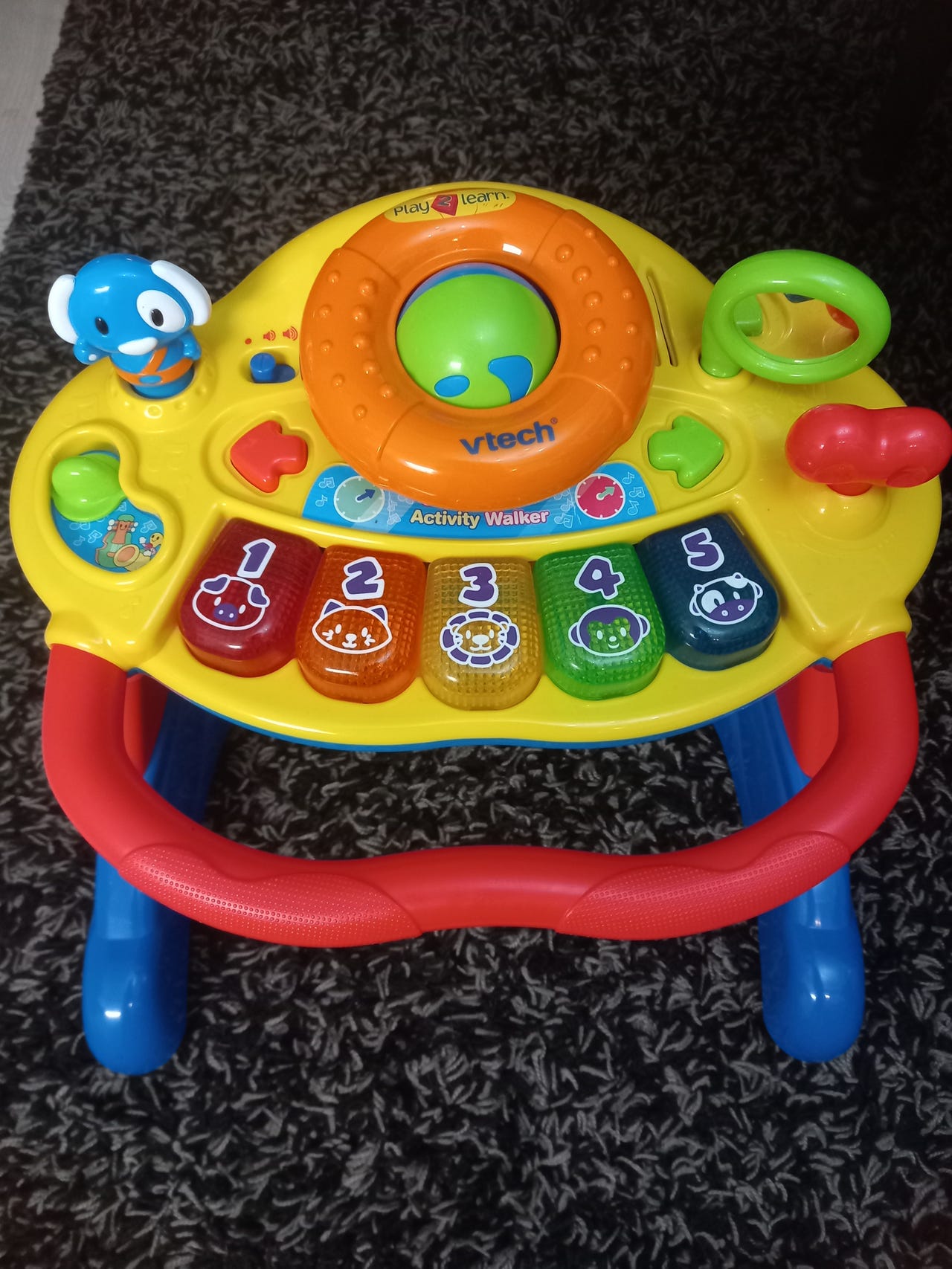 Vtech Play 2 Learn aktivitetsbord / gåstol | FINN-torget