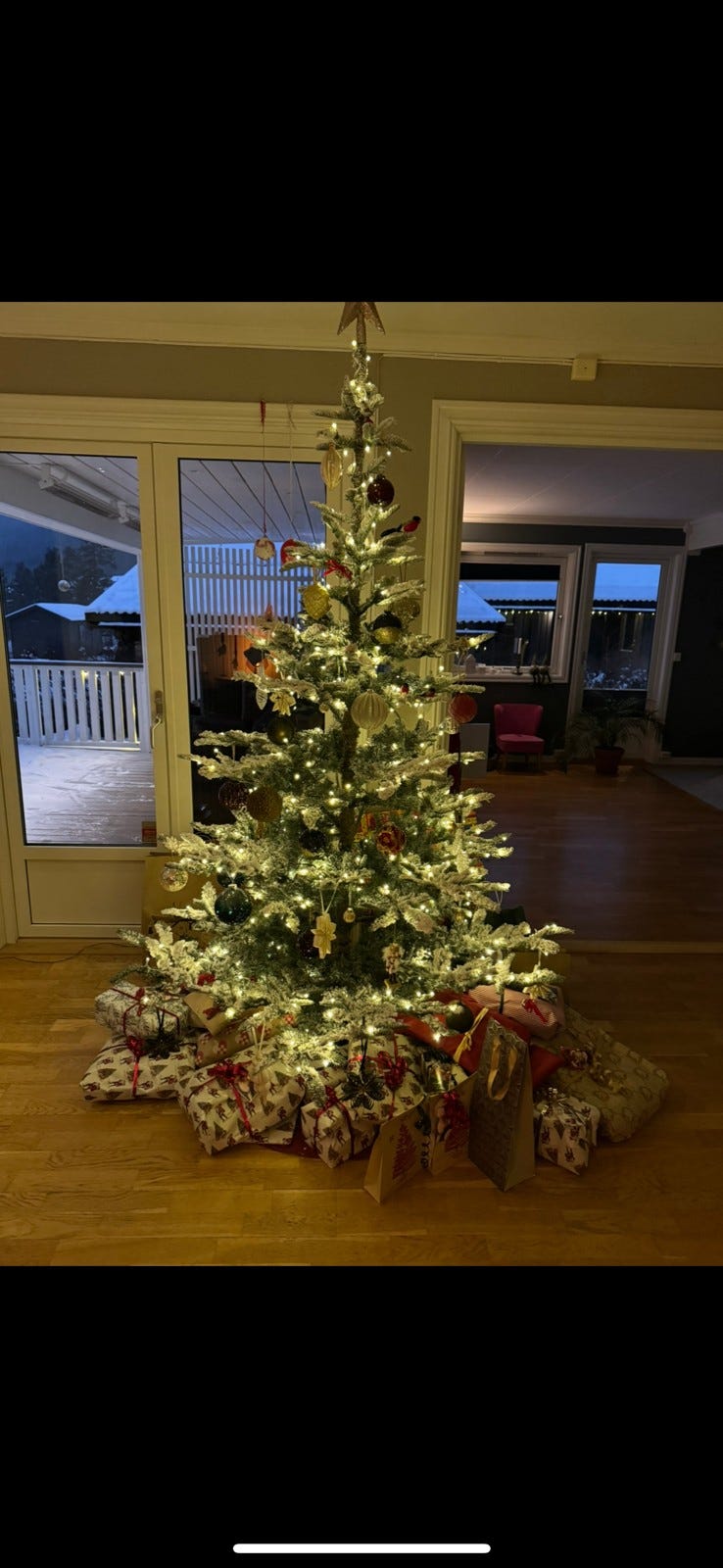 Kunstig juletre | FINN-torget