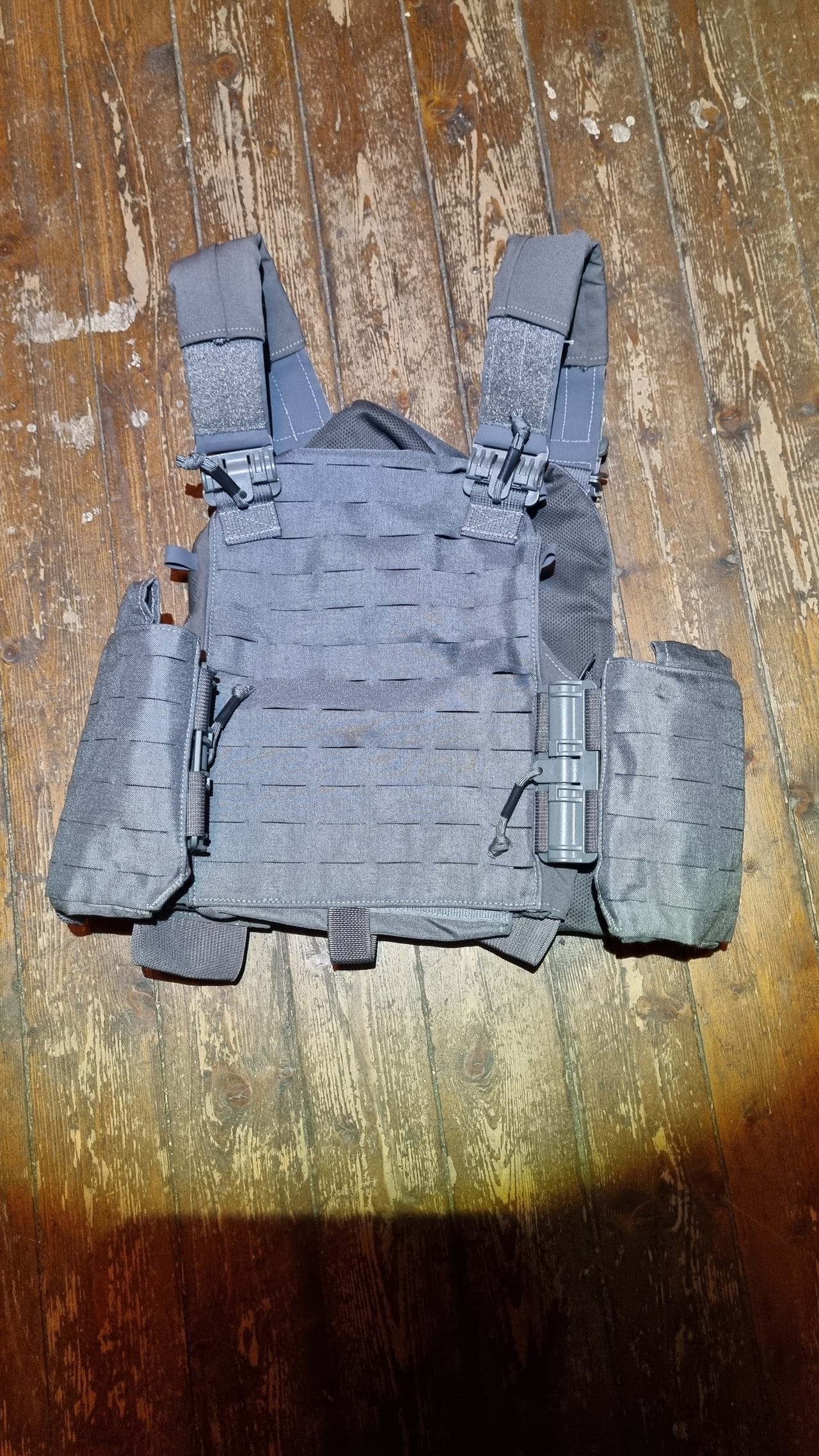 Firstspear AAC Manatee grey | FINN-torget