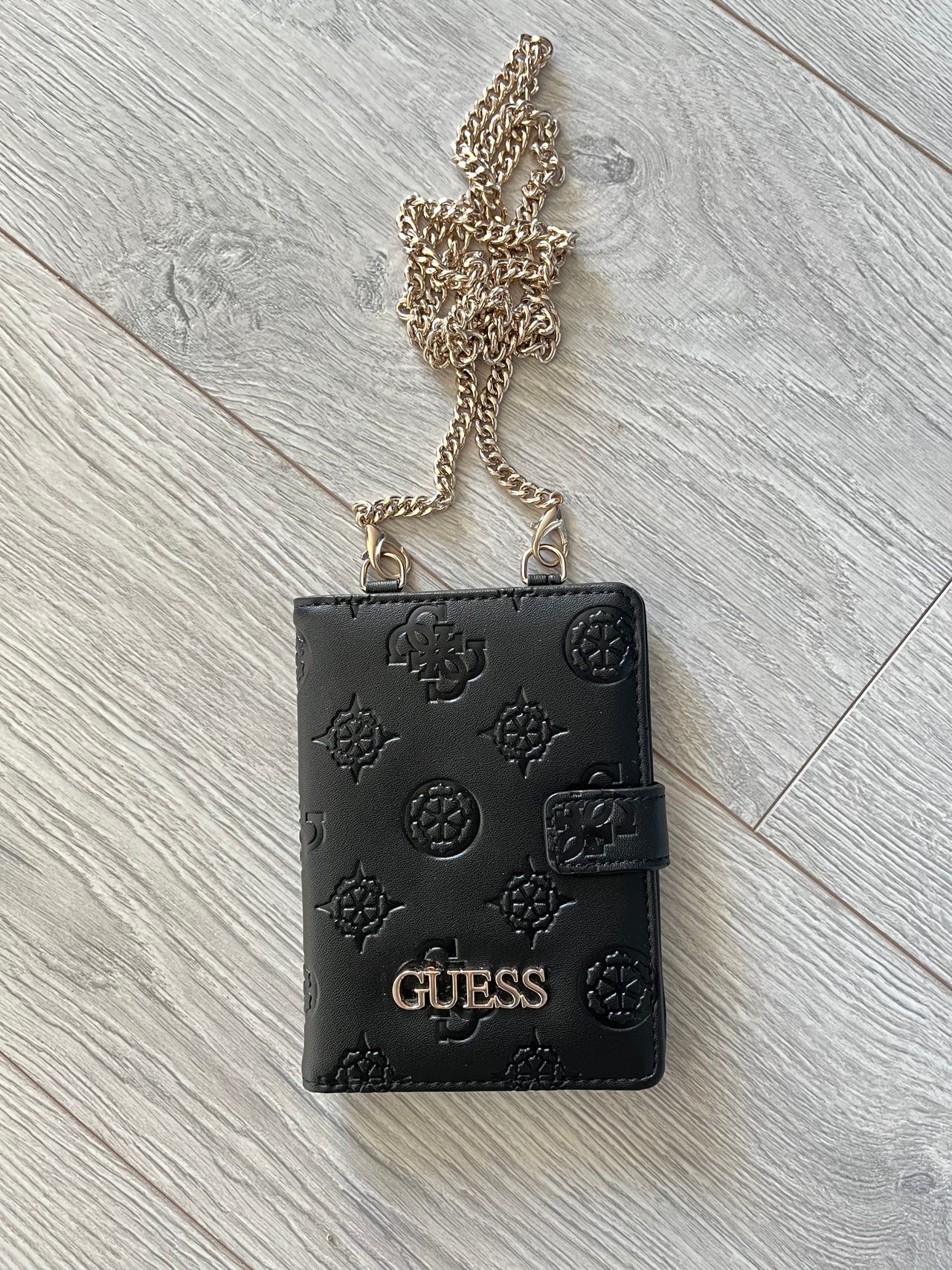 Guess pass veske | FINN-torget