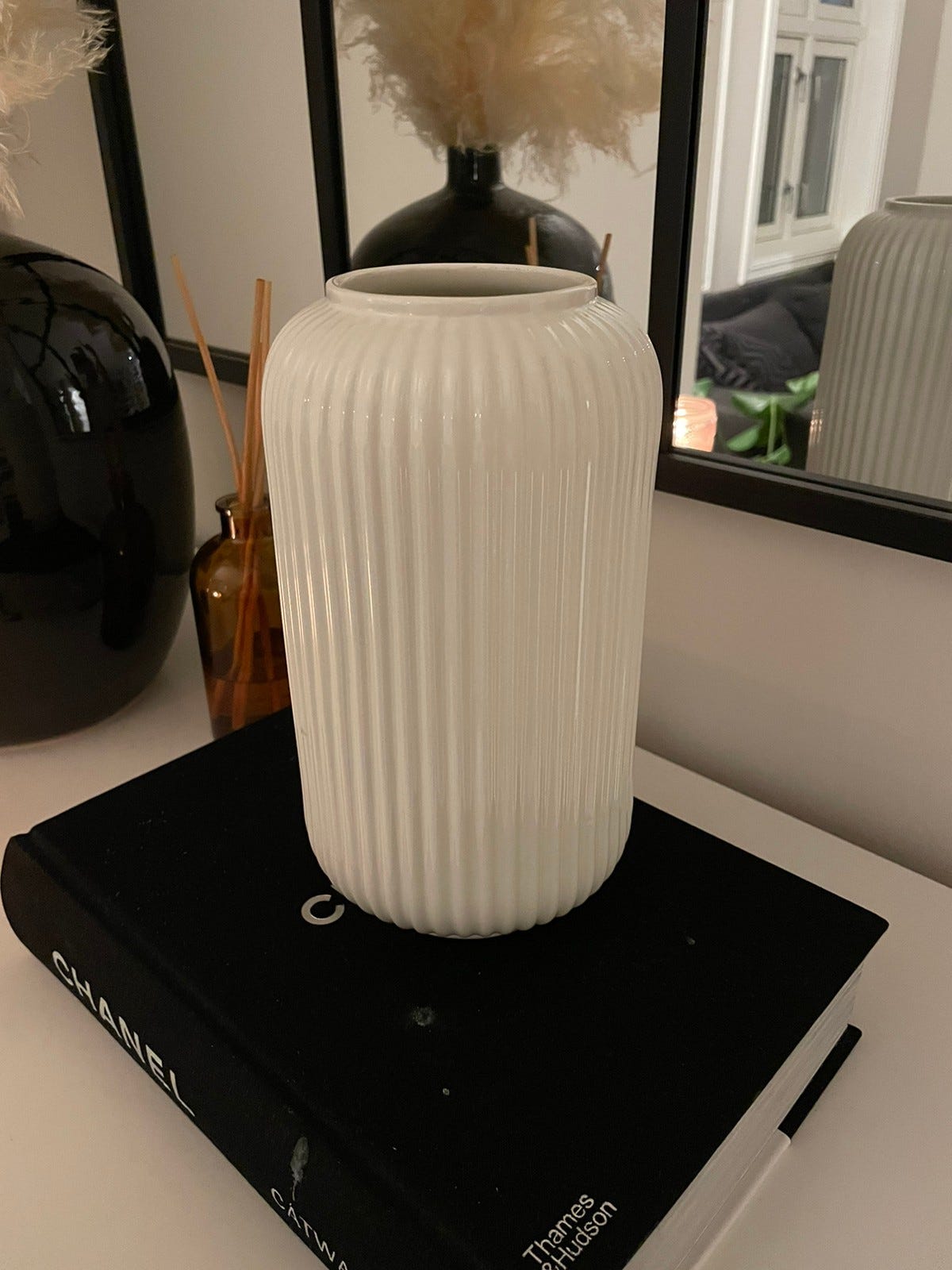 Hvit IKEA vase | FINN-torget