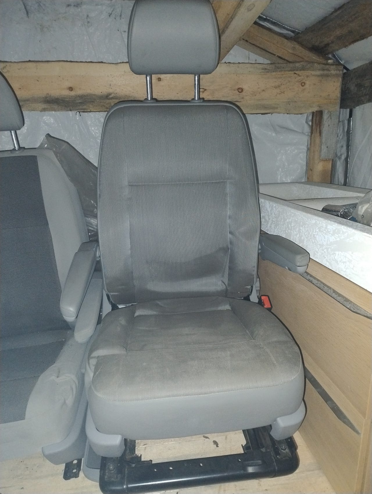 Vw t5 kaptein stoler. | FINN-torget