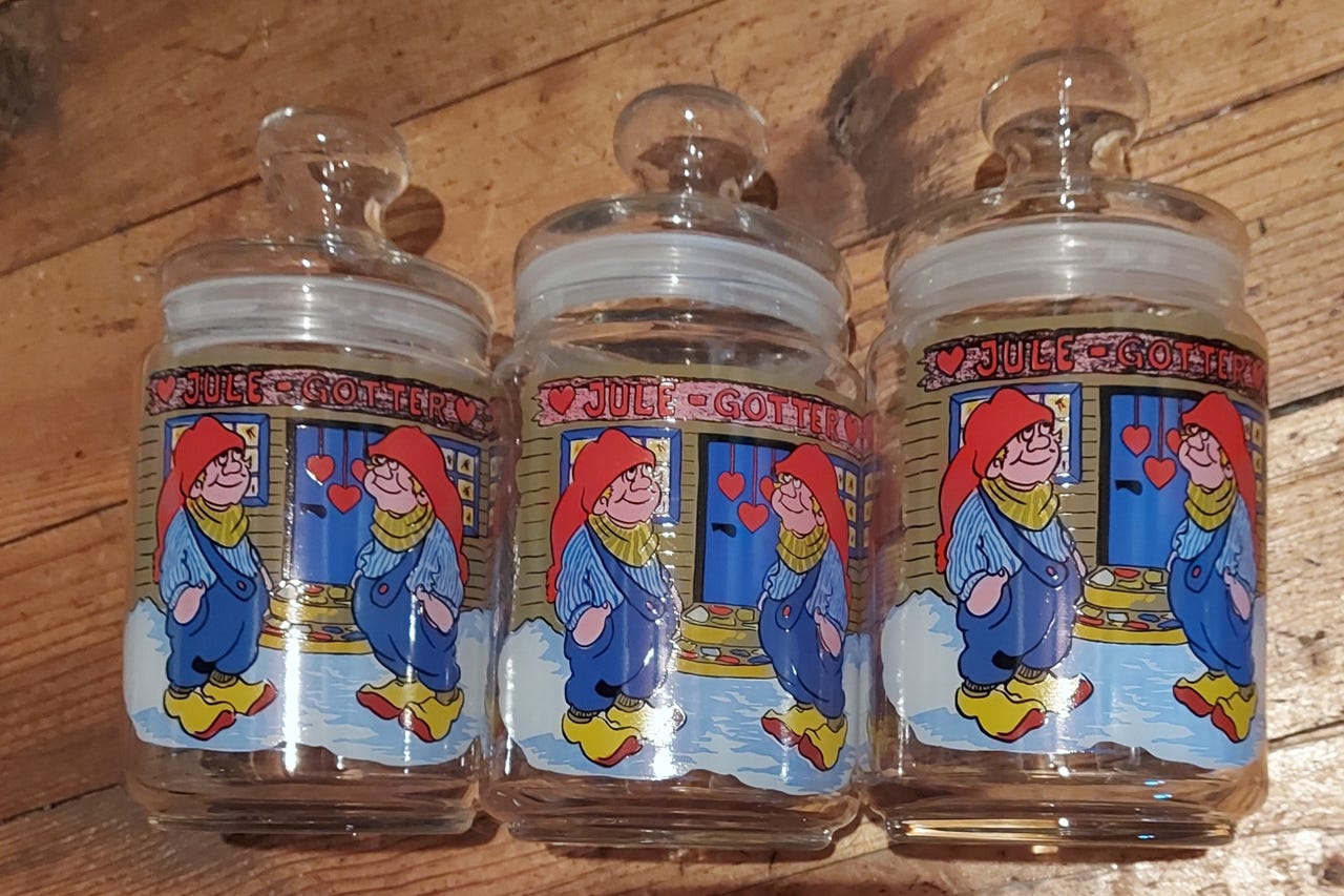 3 Stk. Glass boks selger alt billig til 199 kr. | FINN-torget